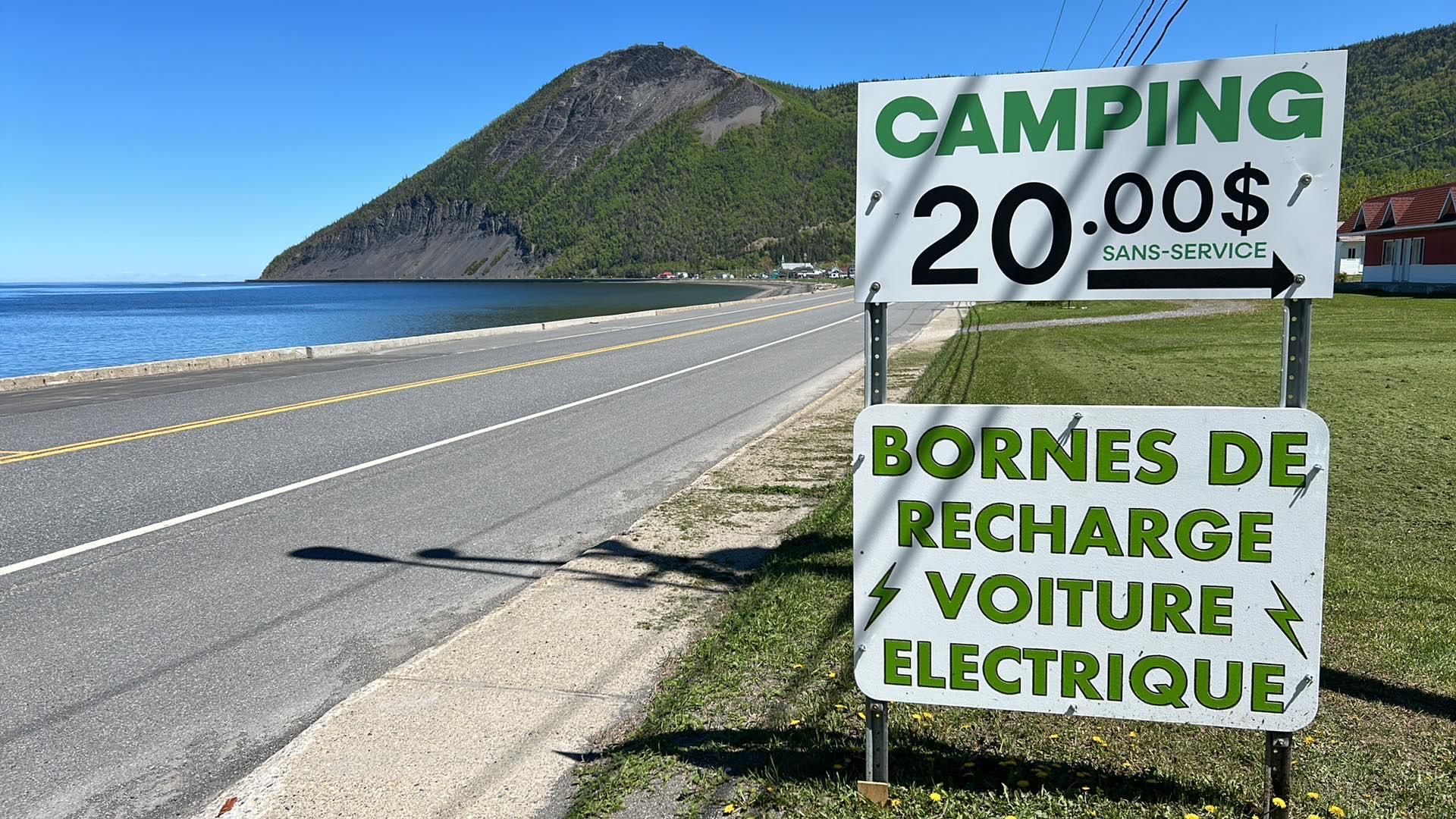 Chalets Bernatchez | Mont-Saint-Pierre, QC | EV Station