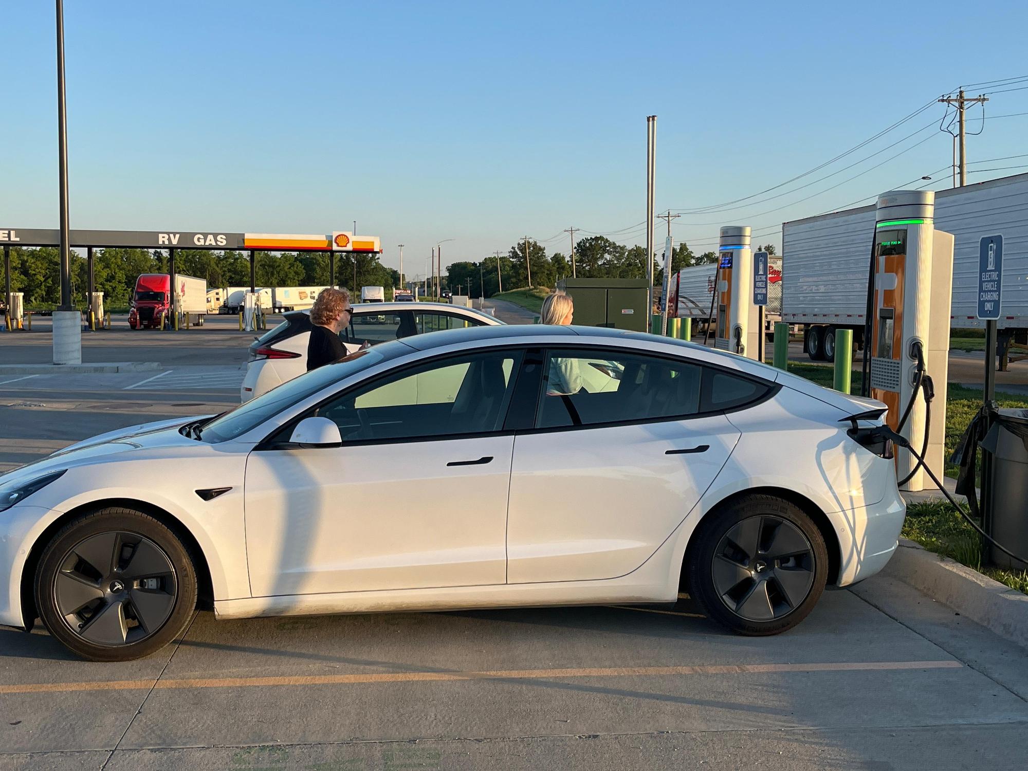 Shell - Cameron | Cameron, MO | EV Station