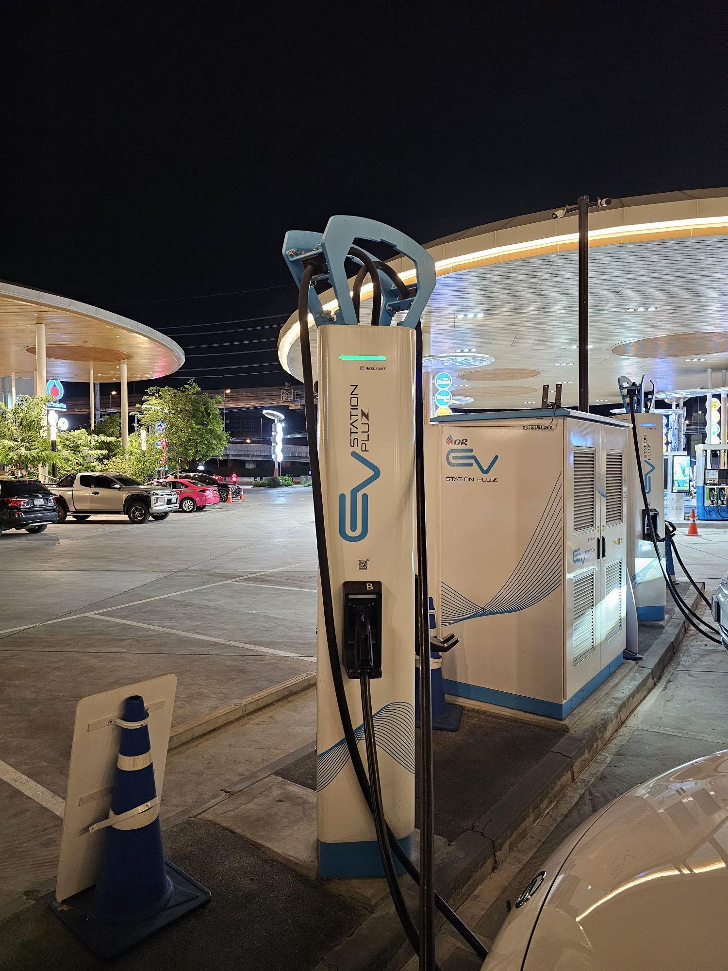 PTT Station Flagship Vibhavadi Rangsit 62 | 599 Vibhavadi Rangsit ...