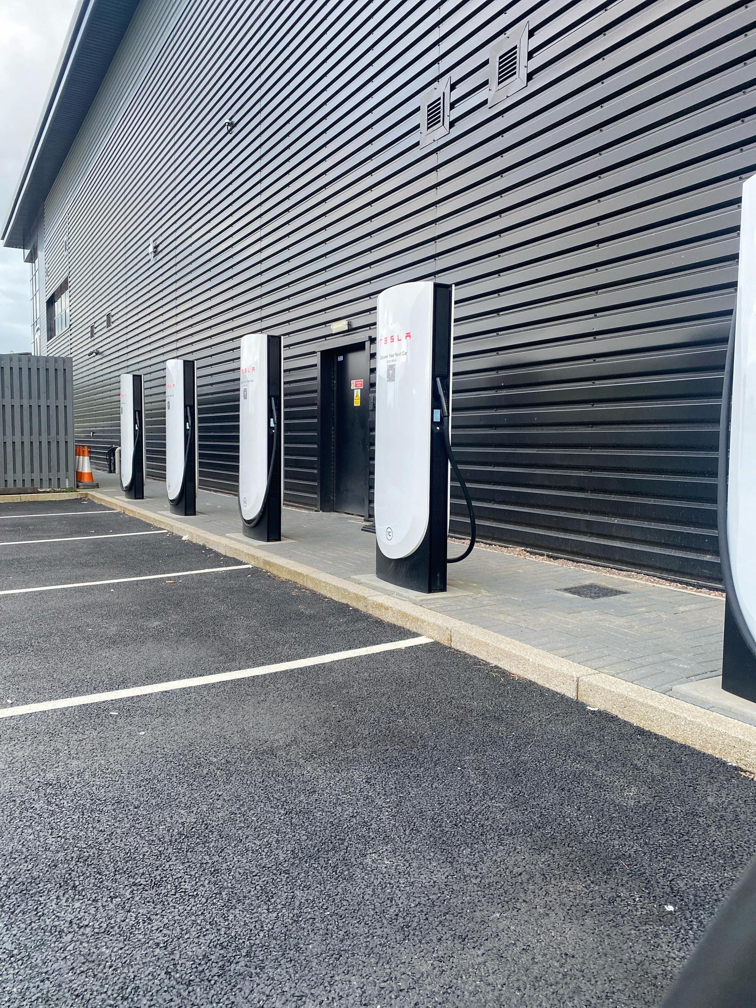 Tesla Centre Solihull | Unit 3 Blythe Valley Park B90 8AA Solihull ...