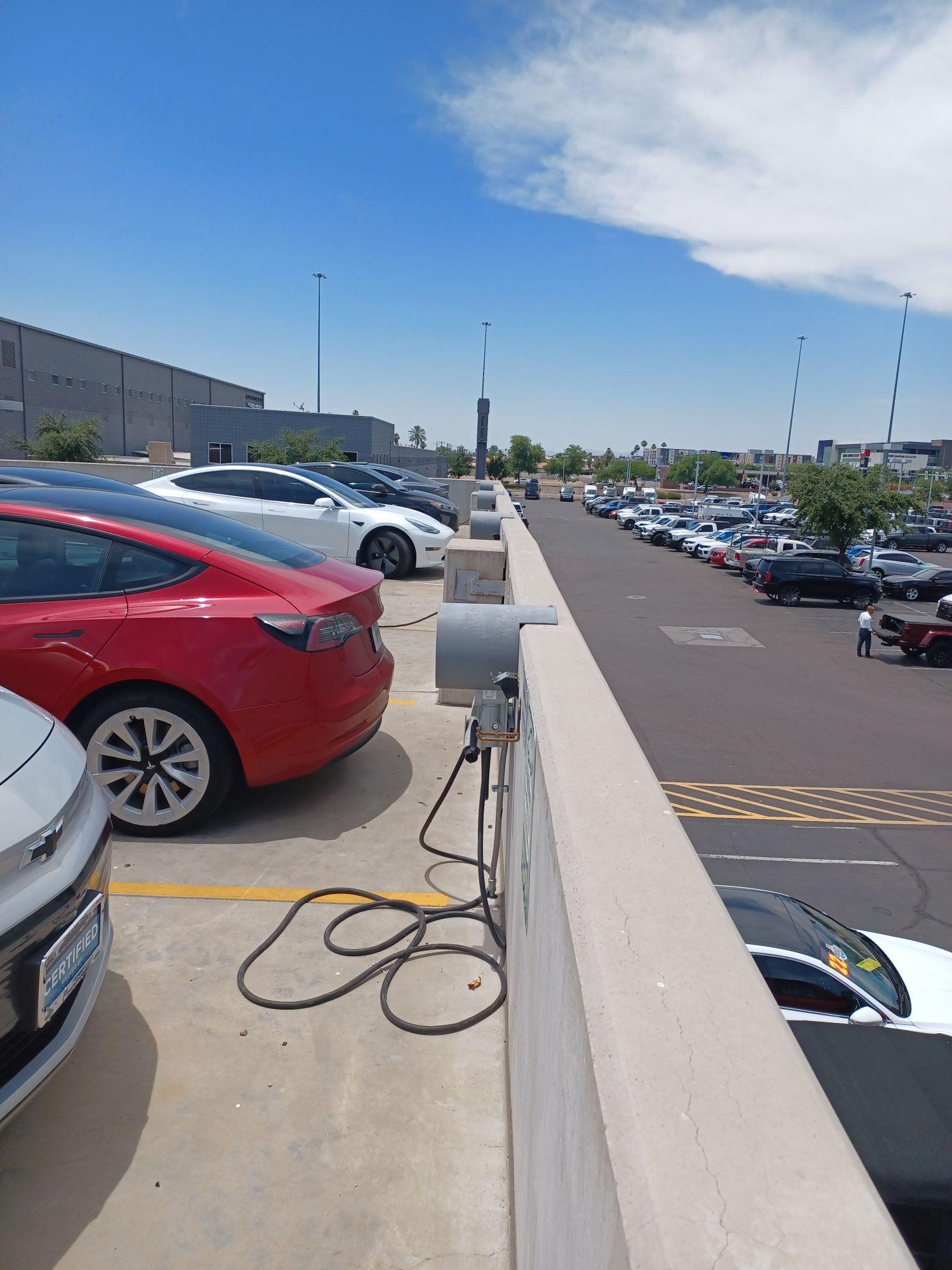 Bill Luke Chrysler Jeep Dodge | Phoenix, AZ | EV Station