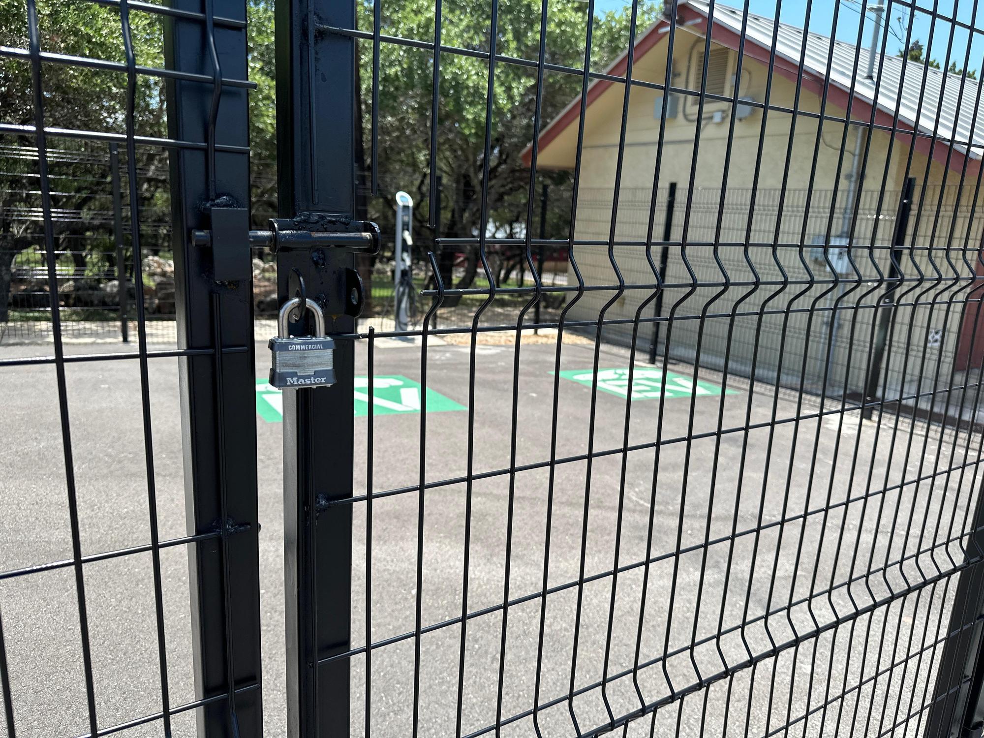 Orsinger Park | San Antonio, TX | EV Station