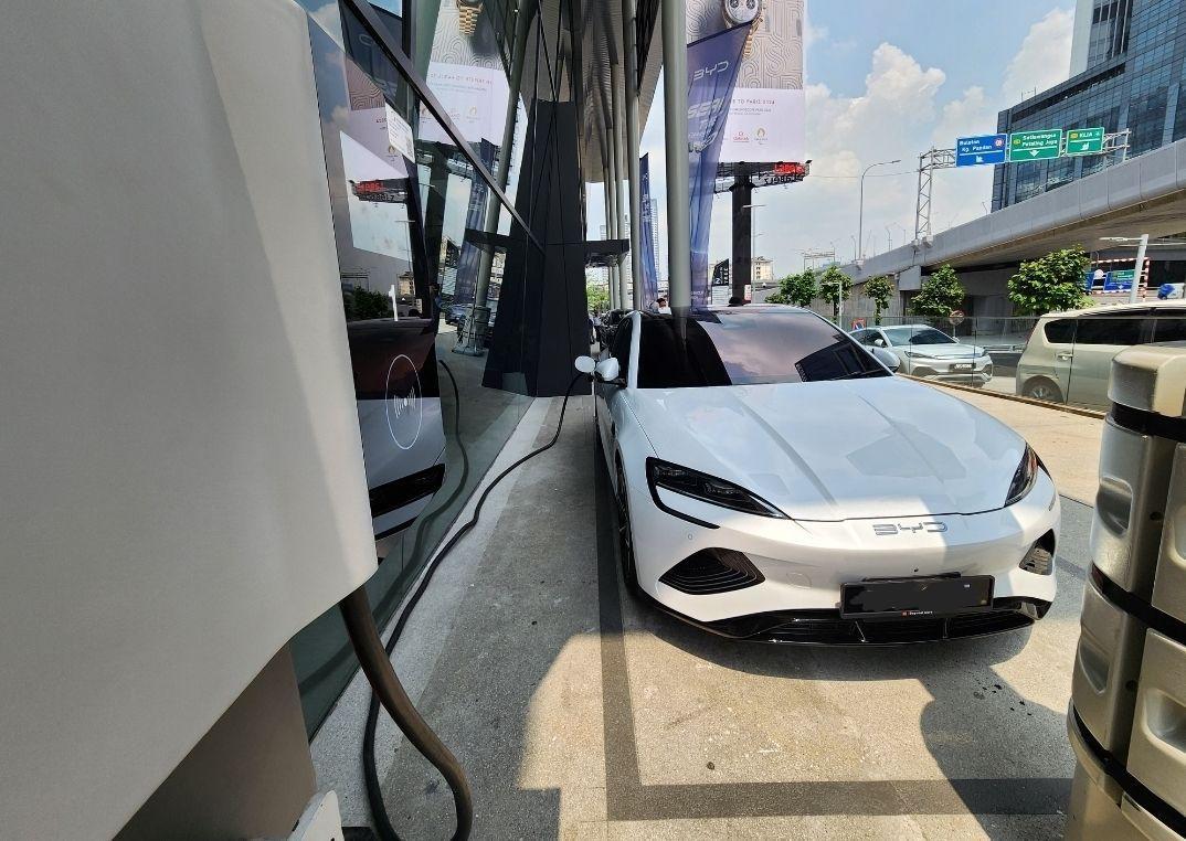 BYD TREC Showroom (30 kW DC) | Kuala Lumpur, Wilayah Persekutuan Kuala ...