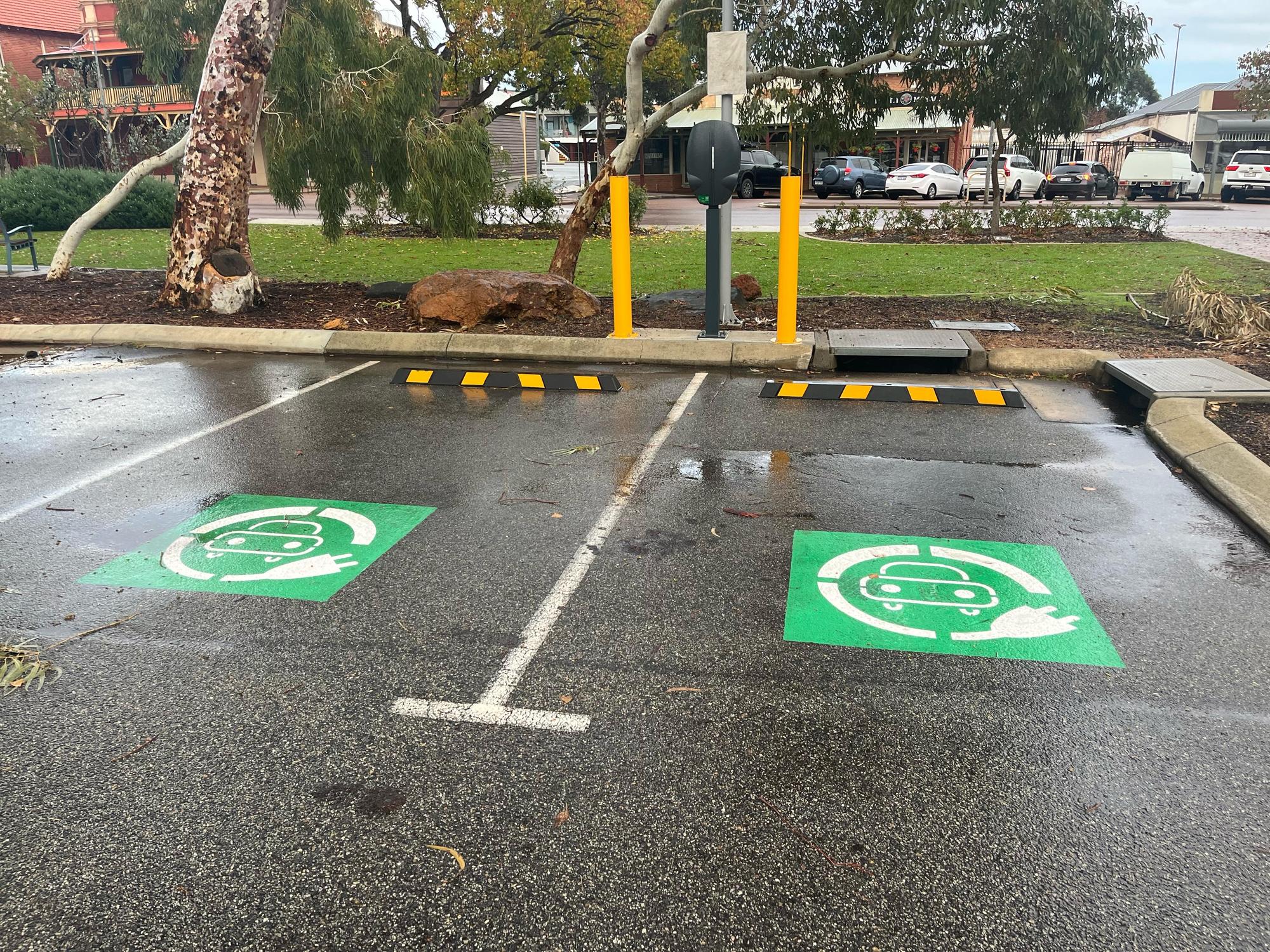 Kalamunda Library | Kalamunda, WA | EV Station