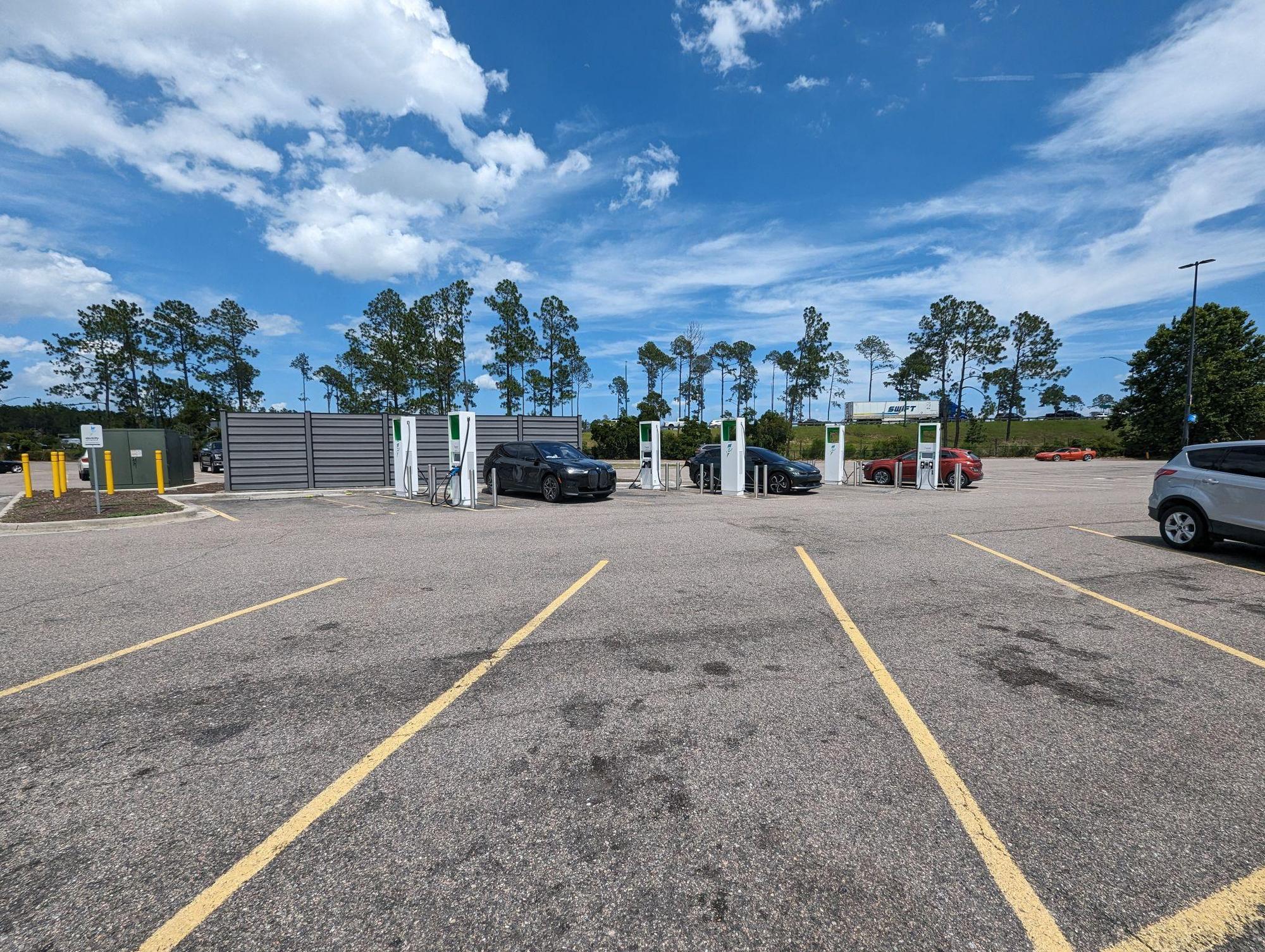 Walmart Supercenter | Pooler, GA | EV Station