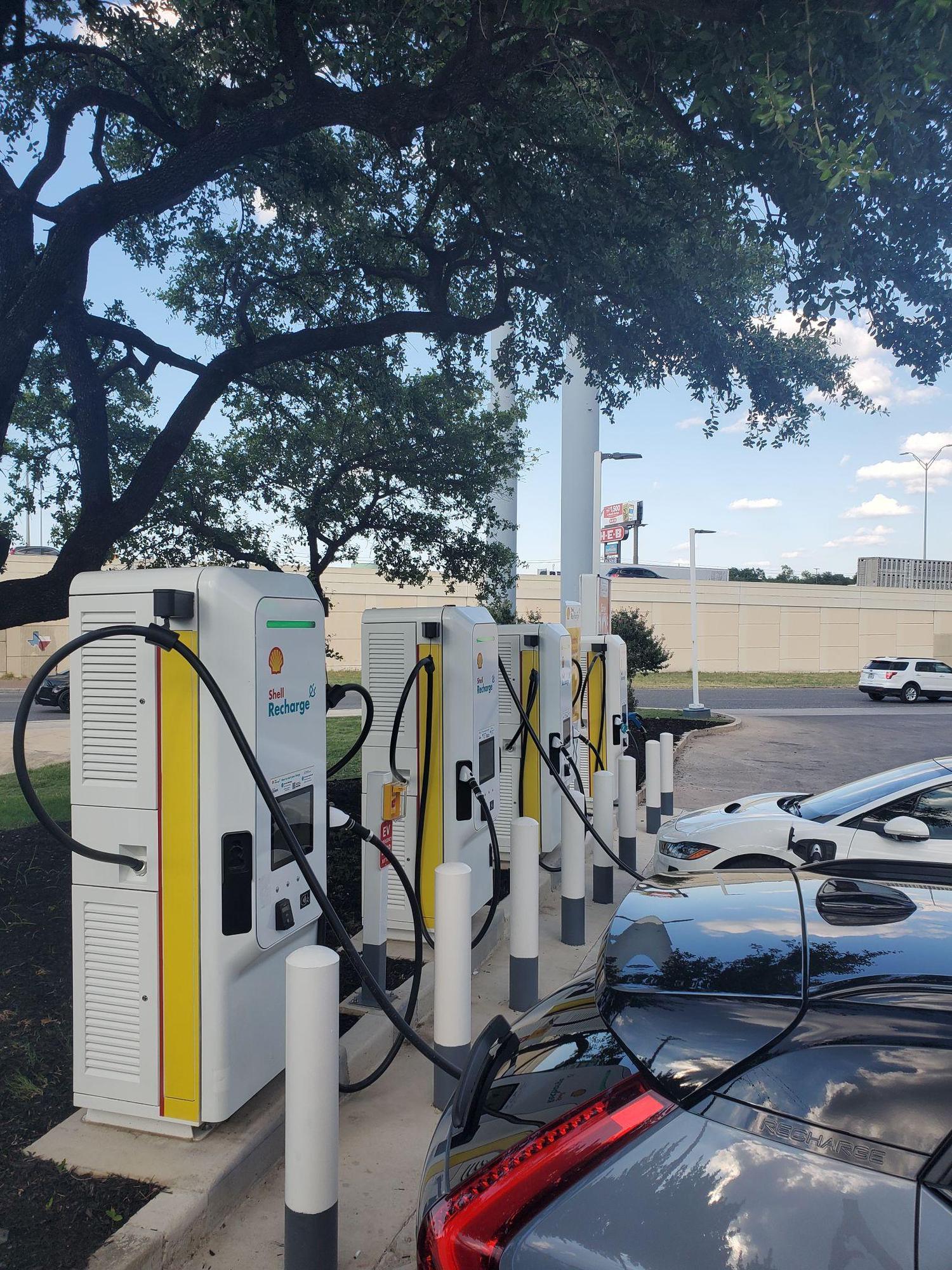 Shell San Antonio | San Antonio, TX | EV Station