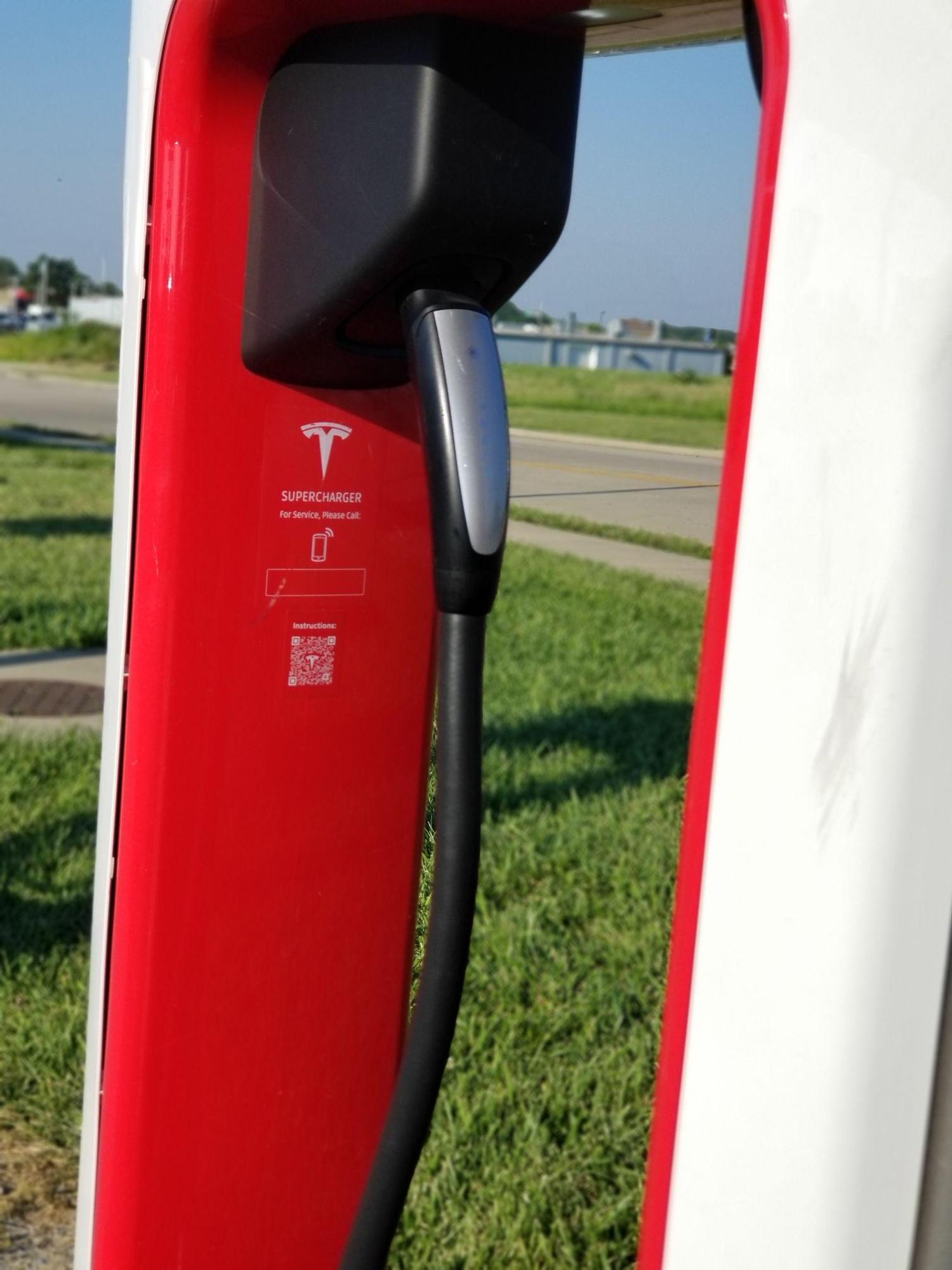 Mach 1 | Marion, IL | EV Station
