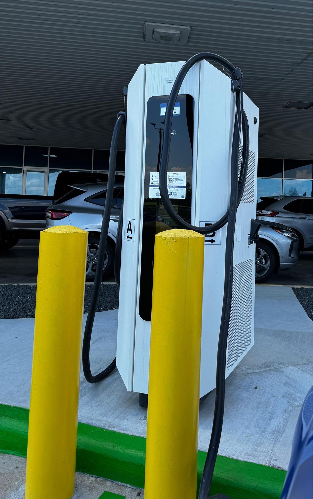 Appel Ford | Brenham, TX | EV Station