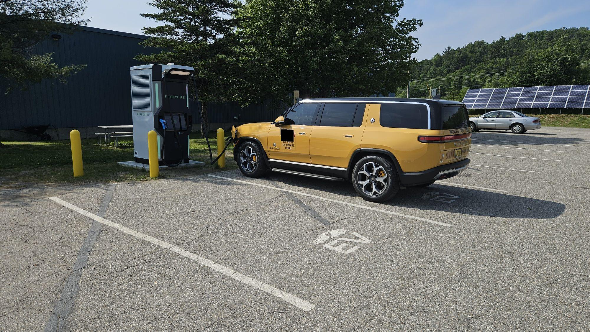 LaPerle’s IGA | Colebrook, NH | EV Station