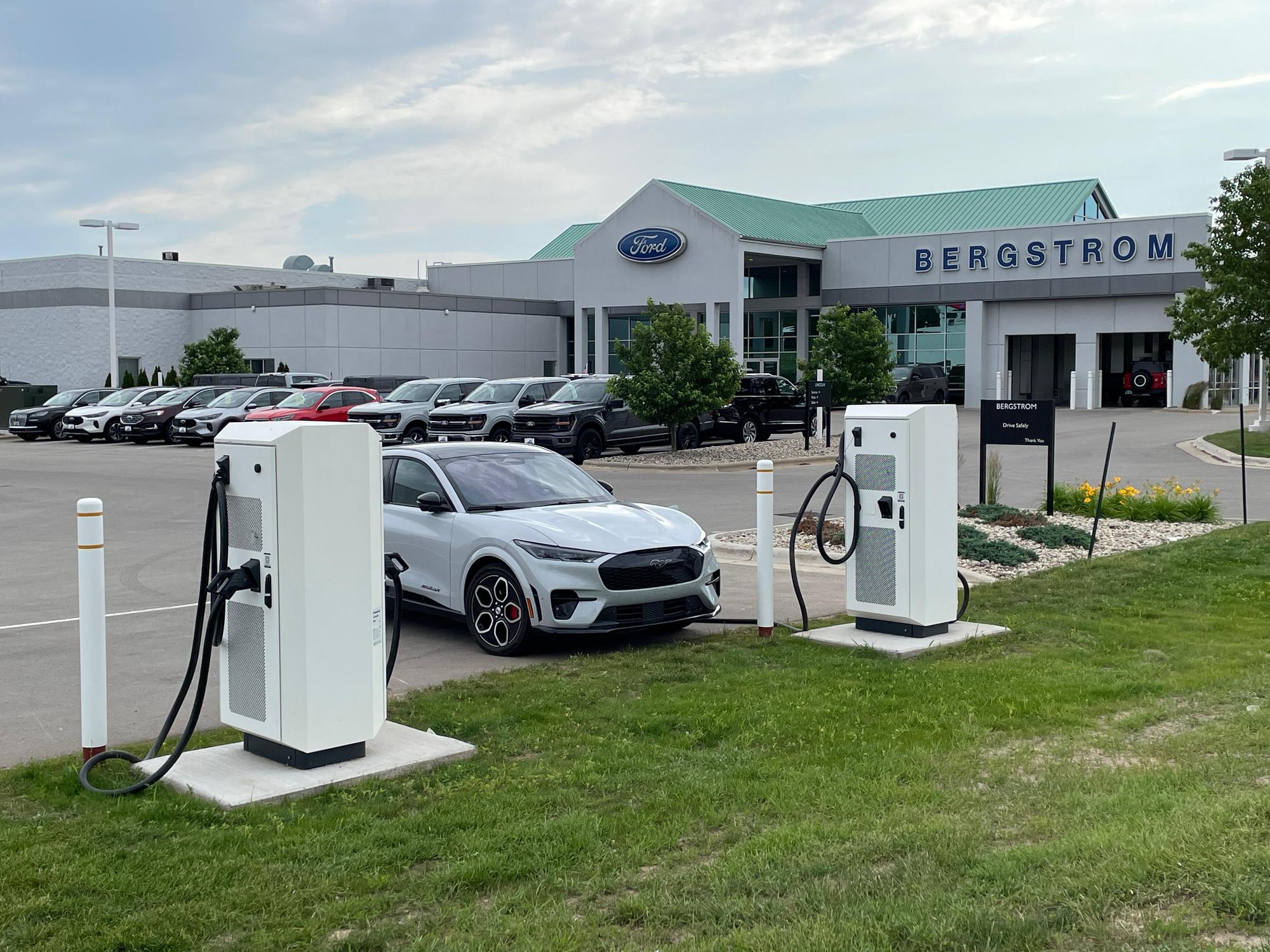 Bergstrom Ford of Neenah | Neenah, WI | EV Station