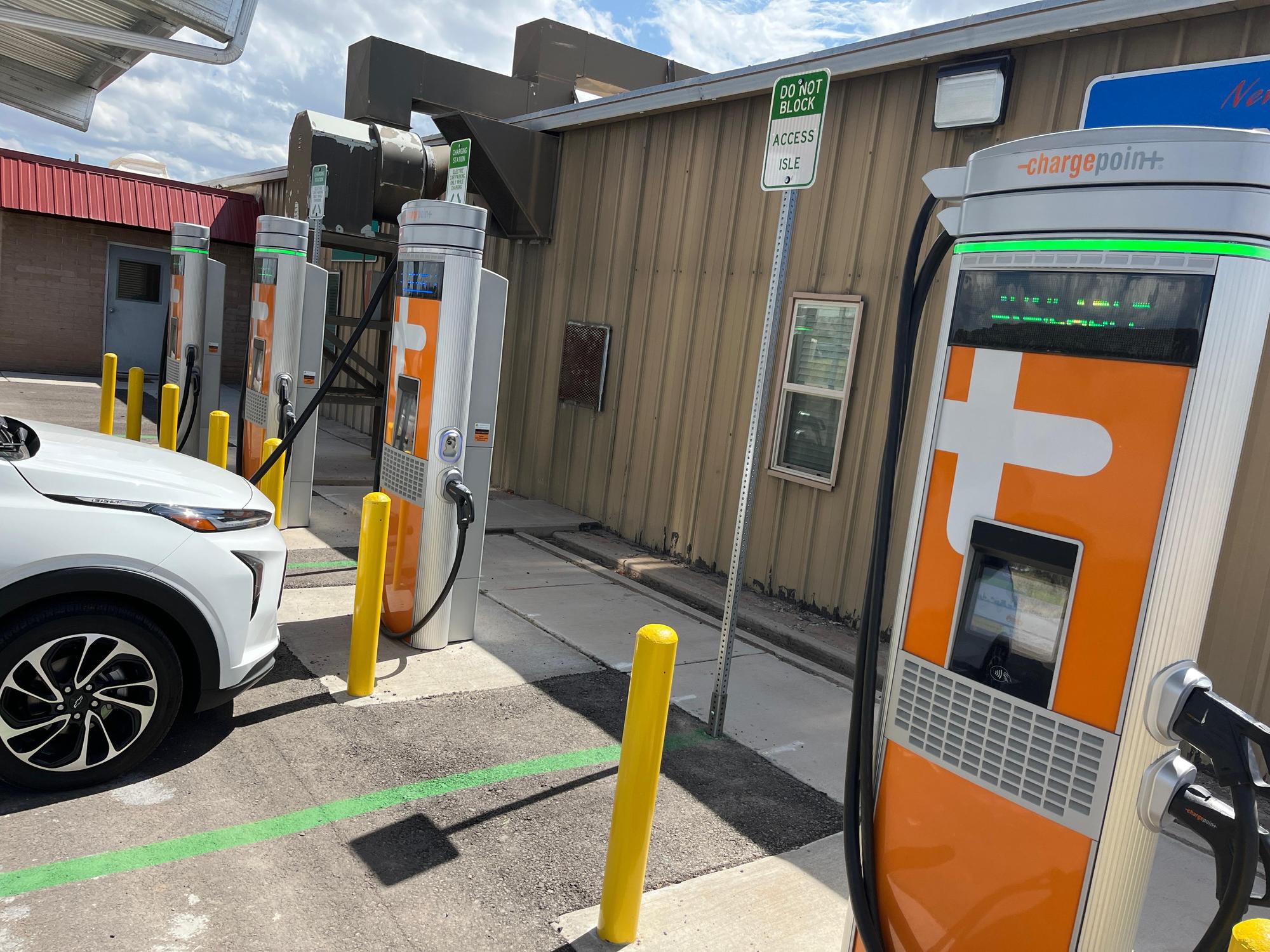 NMDOT District 6 Lab | Grants, NM | EV Station
