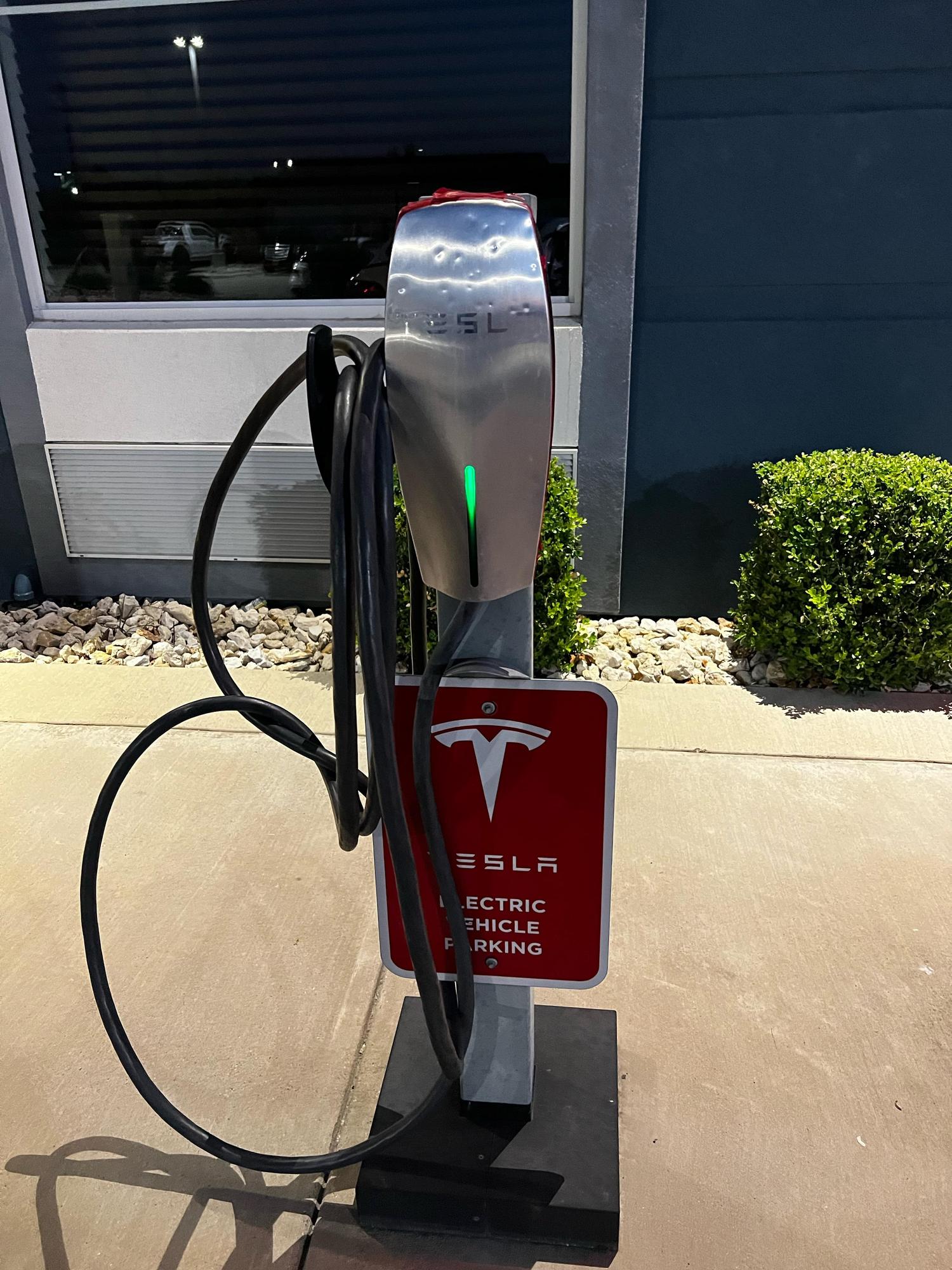 Best Western Plus Lampasas | Lampasas, TX | EV Station