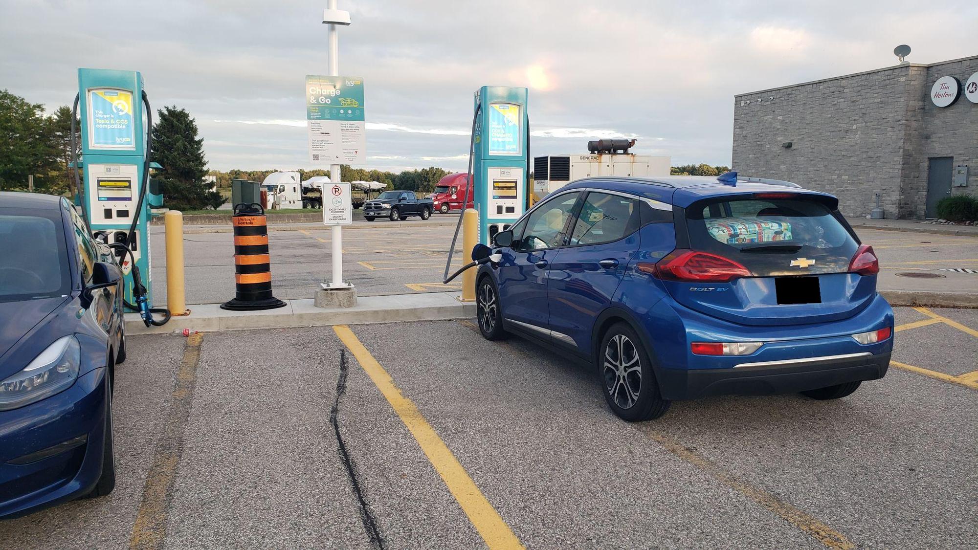 ONroute Dutton Eastbound 401 | Dutton, ON | EV Station
