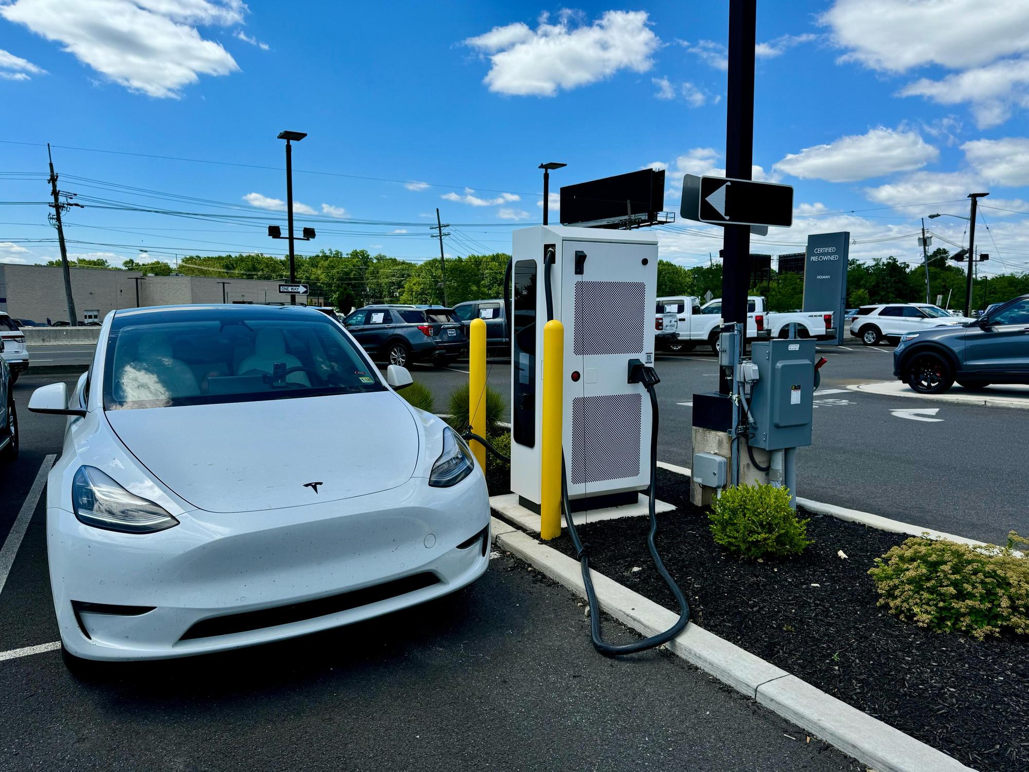 Holman Ford Maple Shade | Maple Shade, NJ | EV Station