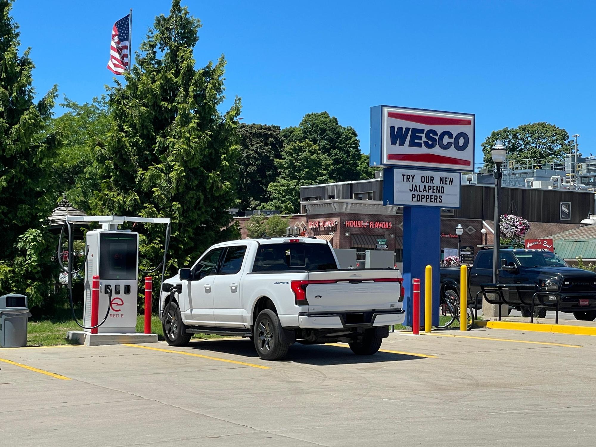Wesco Ludington | Ludington, MI | EV Station