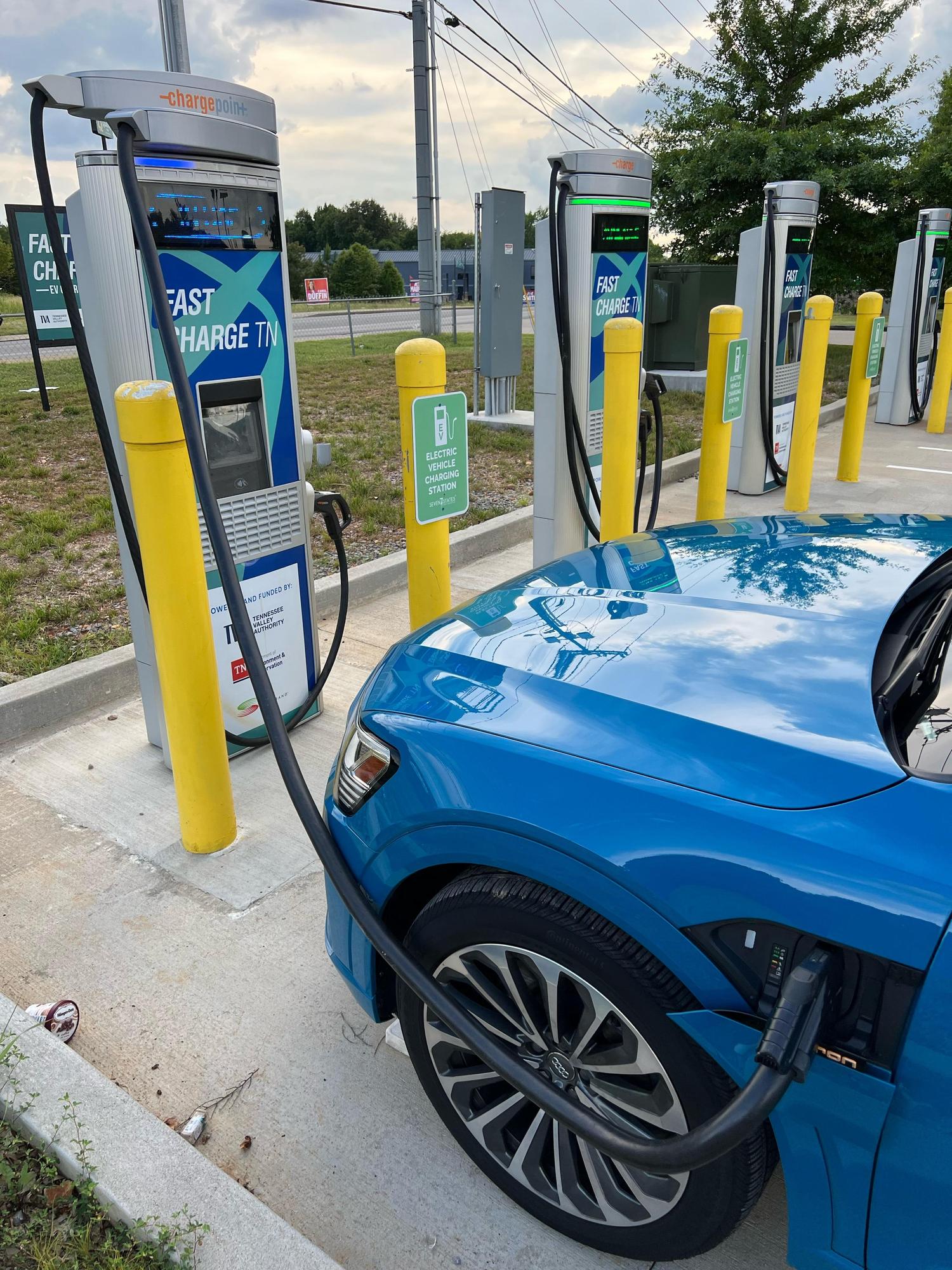 CDE Lightband | Adams, TN | EV Station