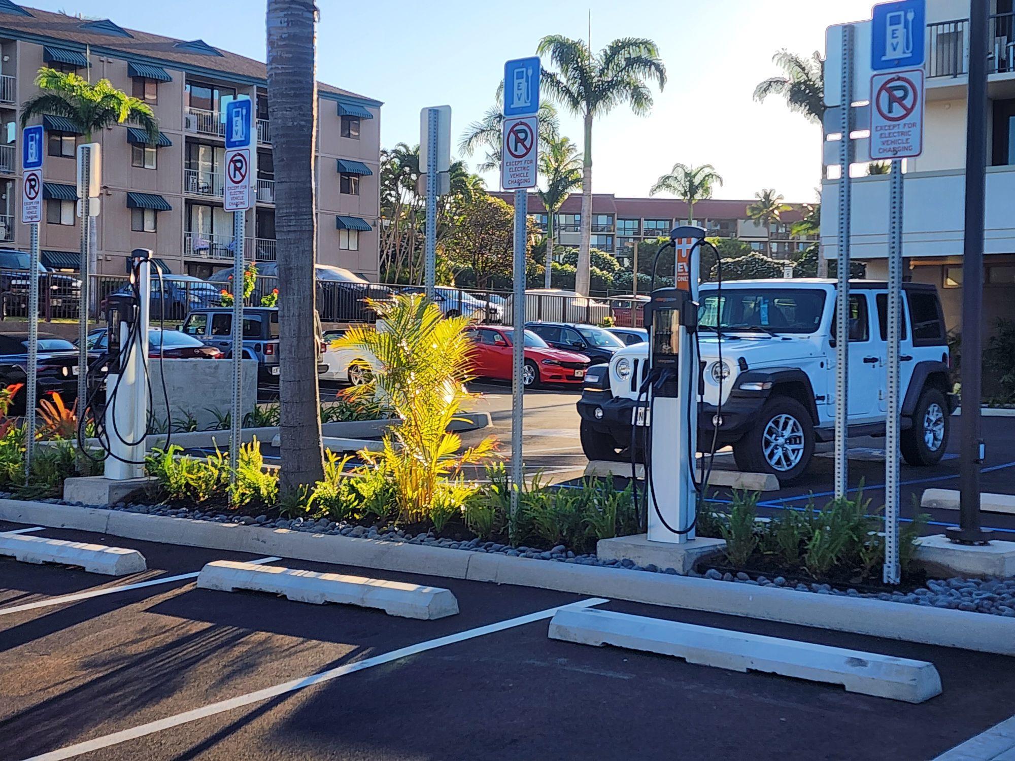 Maui Coast Hotel / Kai Tower | Kihei, HI | EV Station