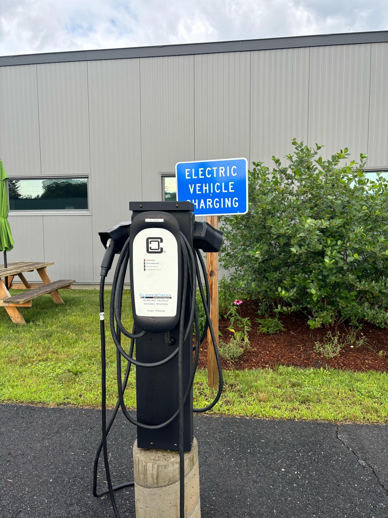 LEDdynamics | Randolph, VT | EV Station
