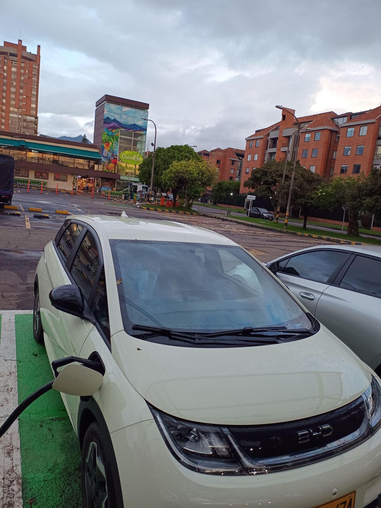 Carulla Alhambra | Bogotá, Bogotá | EV Station