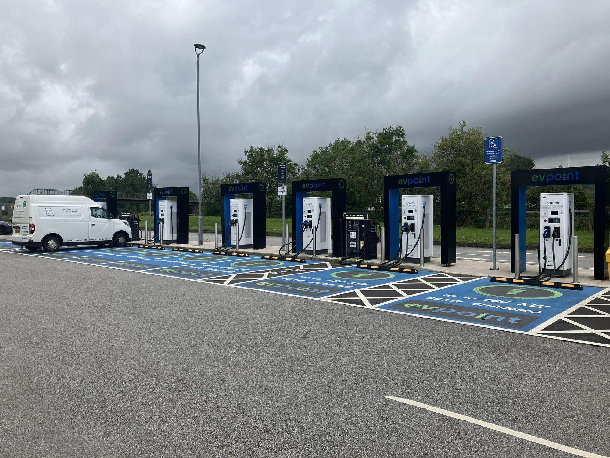 Rivington Services - Northbound (1) | M61 Motorway Northbound, Bolton ...