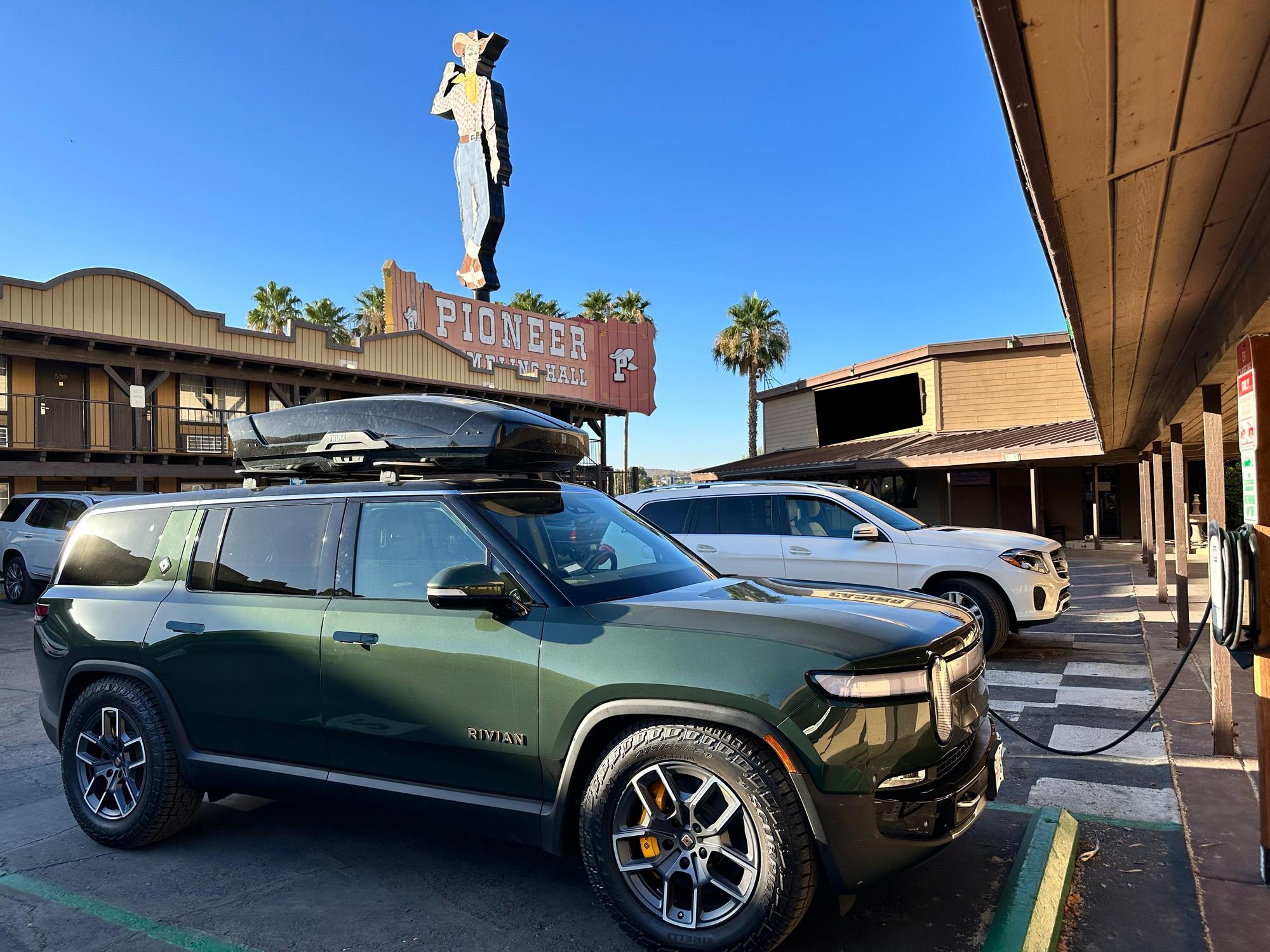 The New Pioneer Hotel & Casino | Laughlin, NV | EV Station