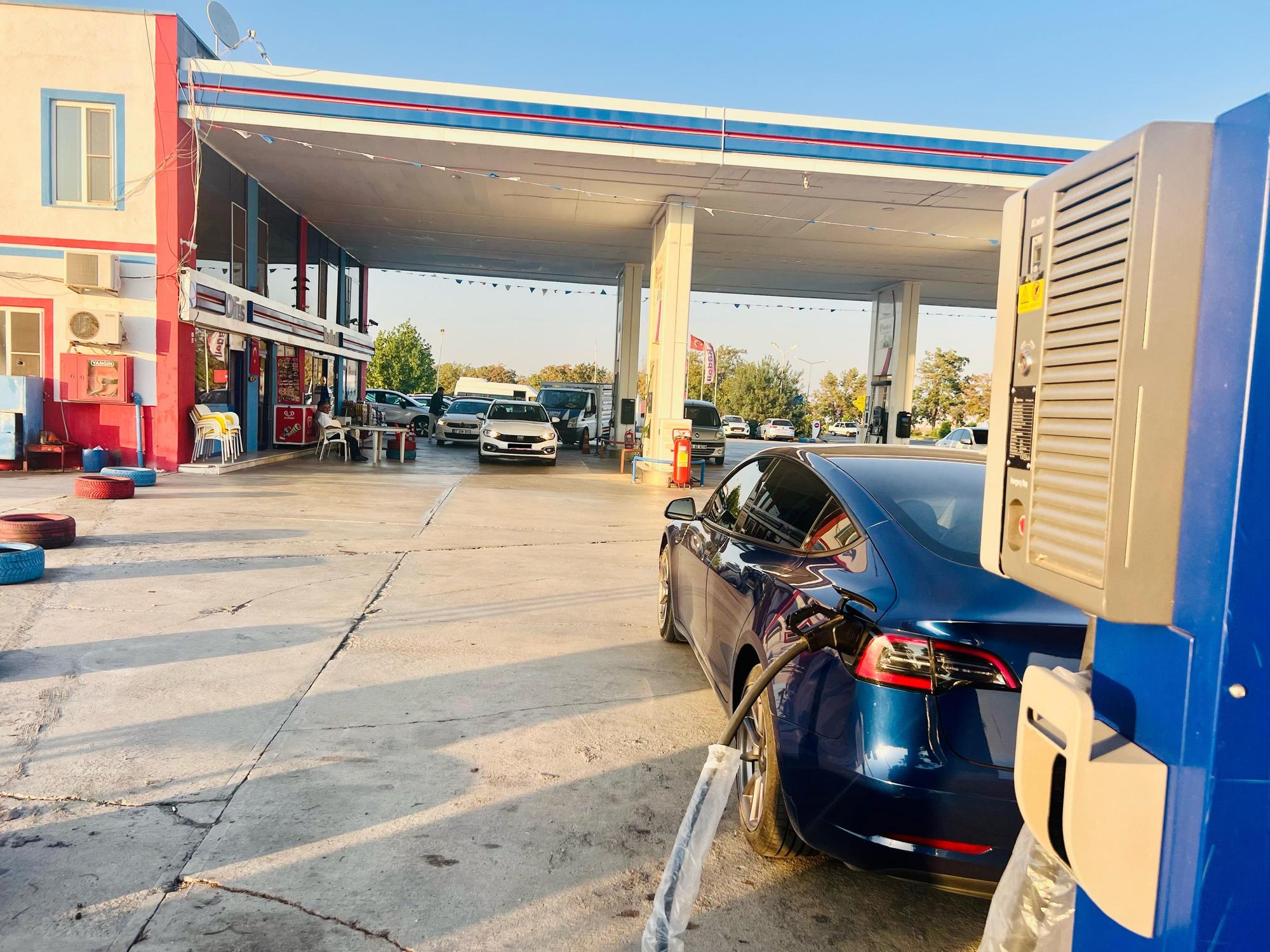 Eşarj - Kadoil başkan petrol | XF34+JR Oğuzeli/Gaziantep, Türkiye | EV ...
