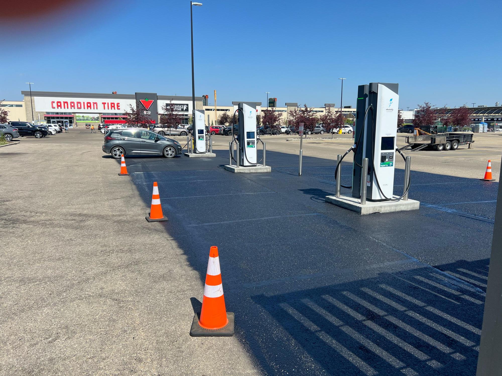 Canadian Tire | Edmonton, AB | EV Station