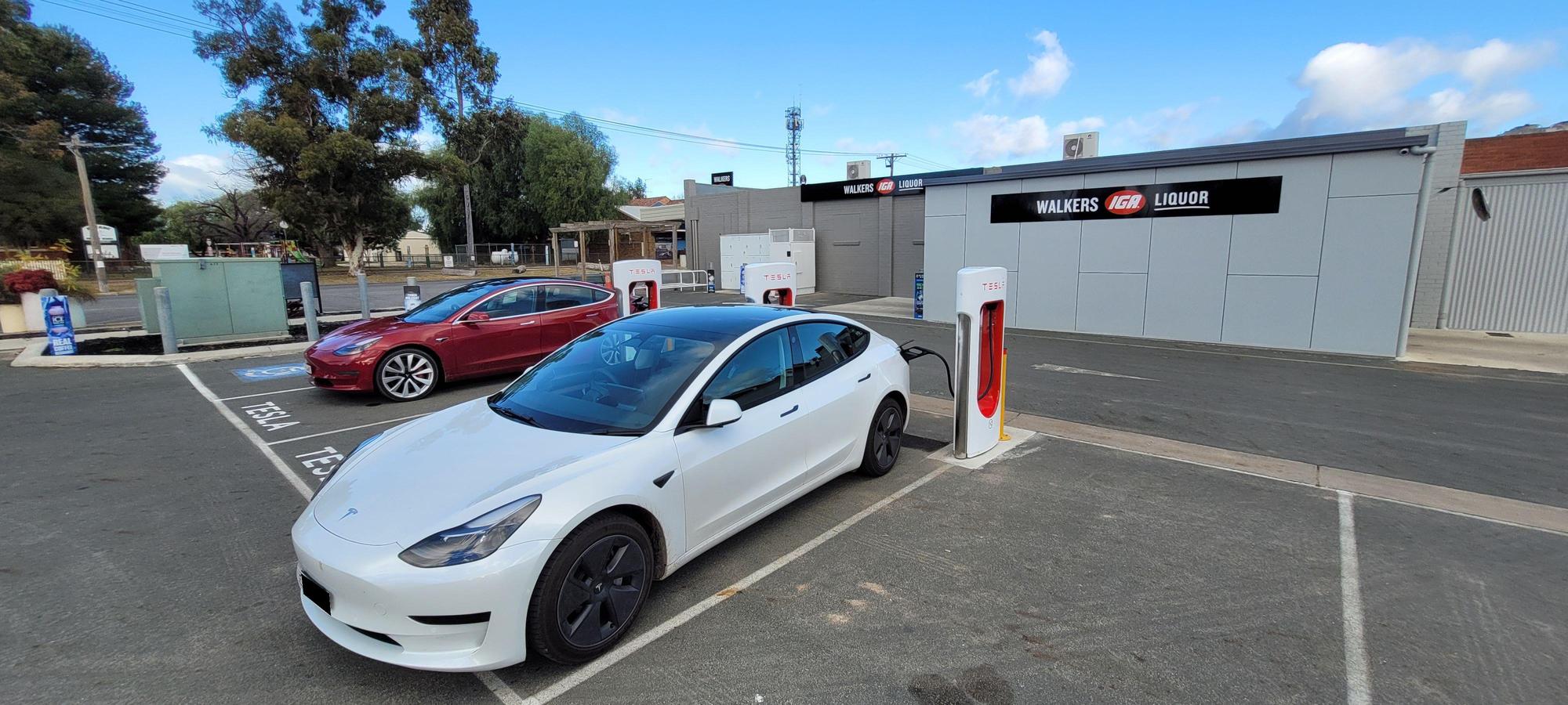 IGA Kerang | Kerang, VIC | EV Station