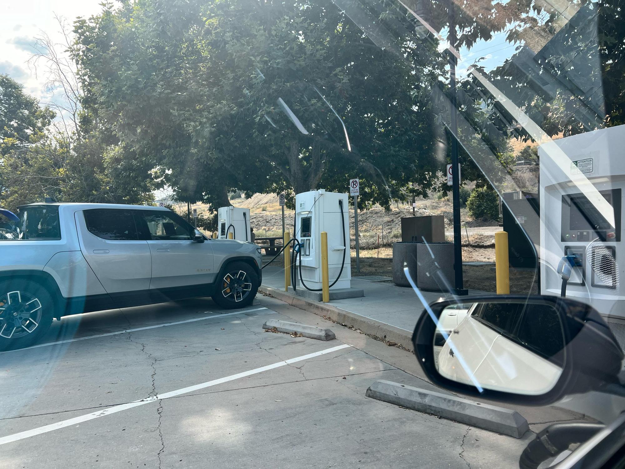 Tejon Pass Rest Area - Southbound | Lebec, CA | EV Station