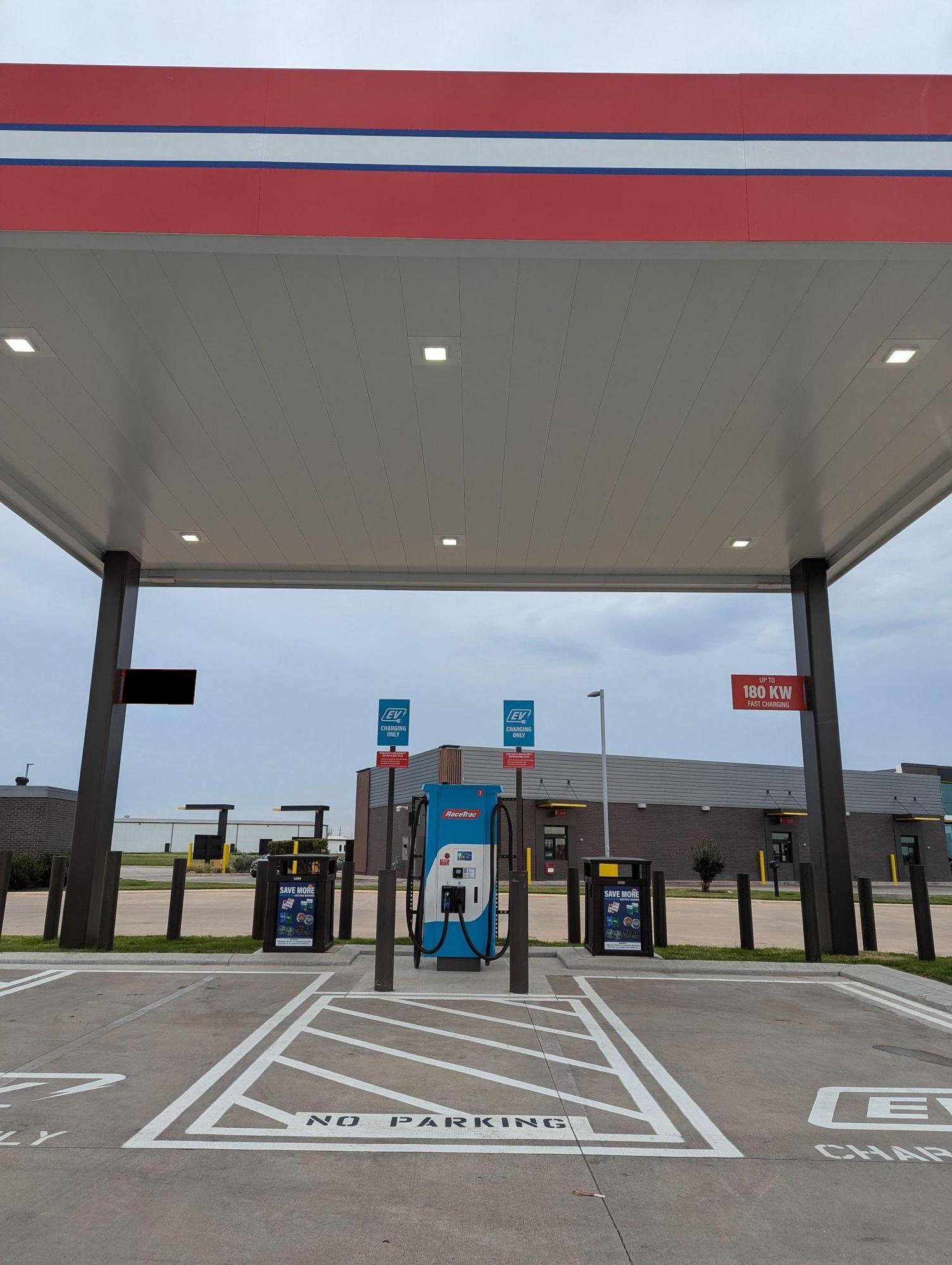RaceTrac Forney | Forney, TX | EV Station