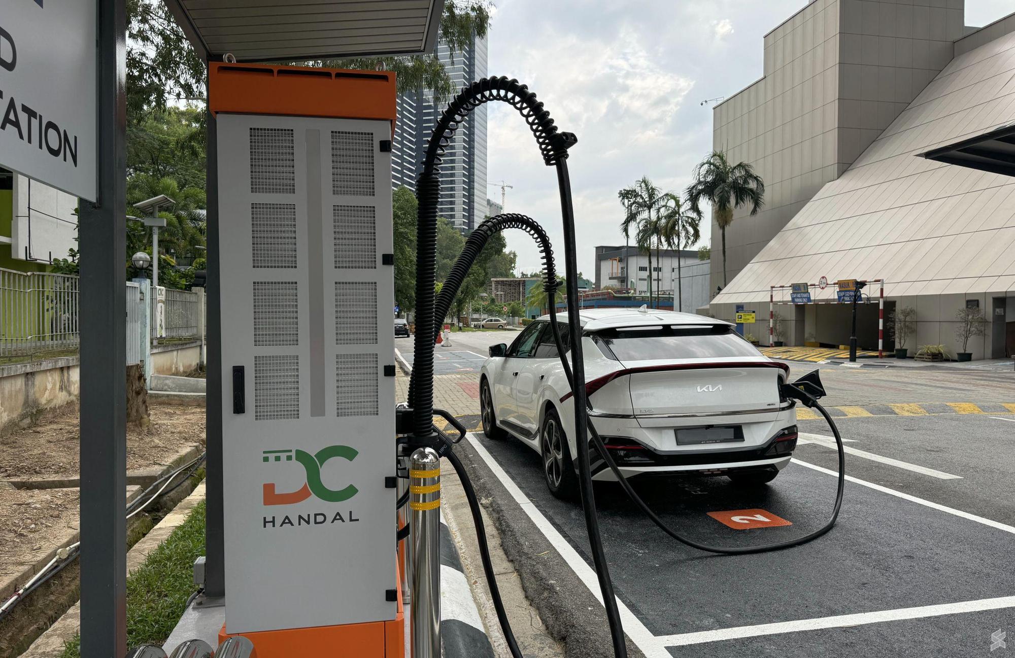 Menara MATRADE West Wing by DC Handal [2 x 200 kW | 4 DCs] | Kuala ...