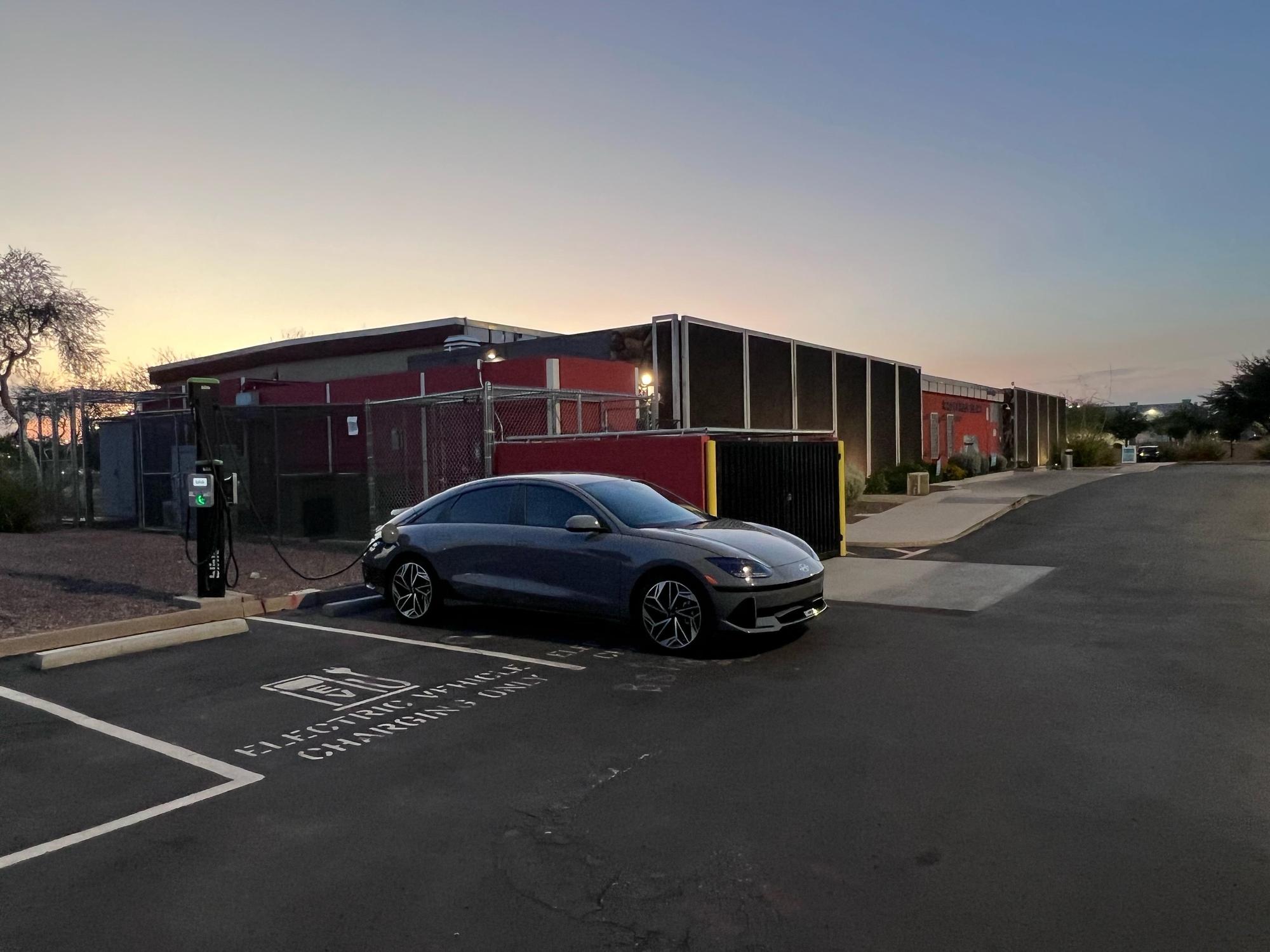 Yucca Library | Phoenix, AZ | EV Station