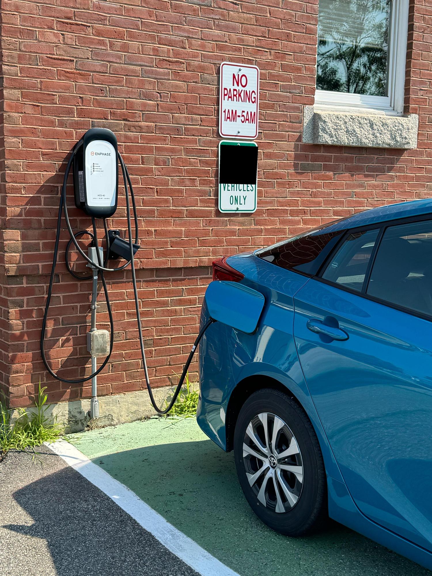 Newmarket Public Library | Newmarket, NH | EV Station