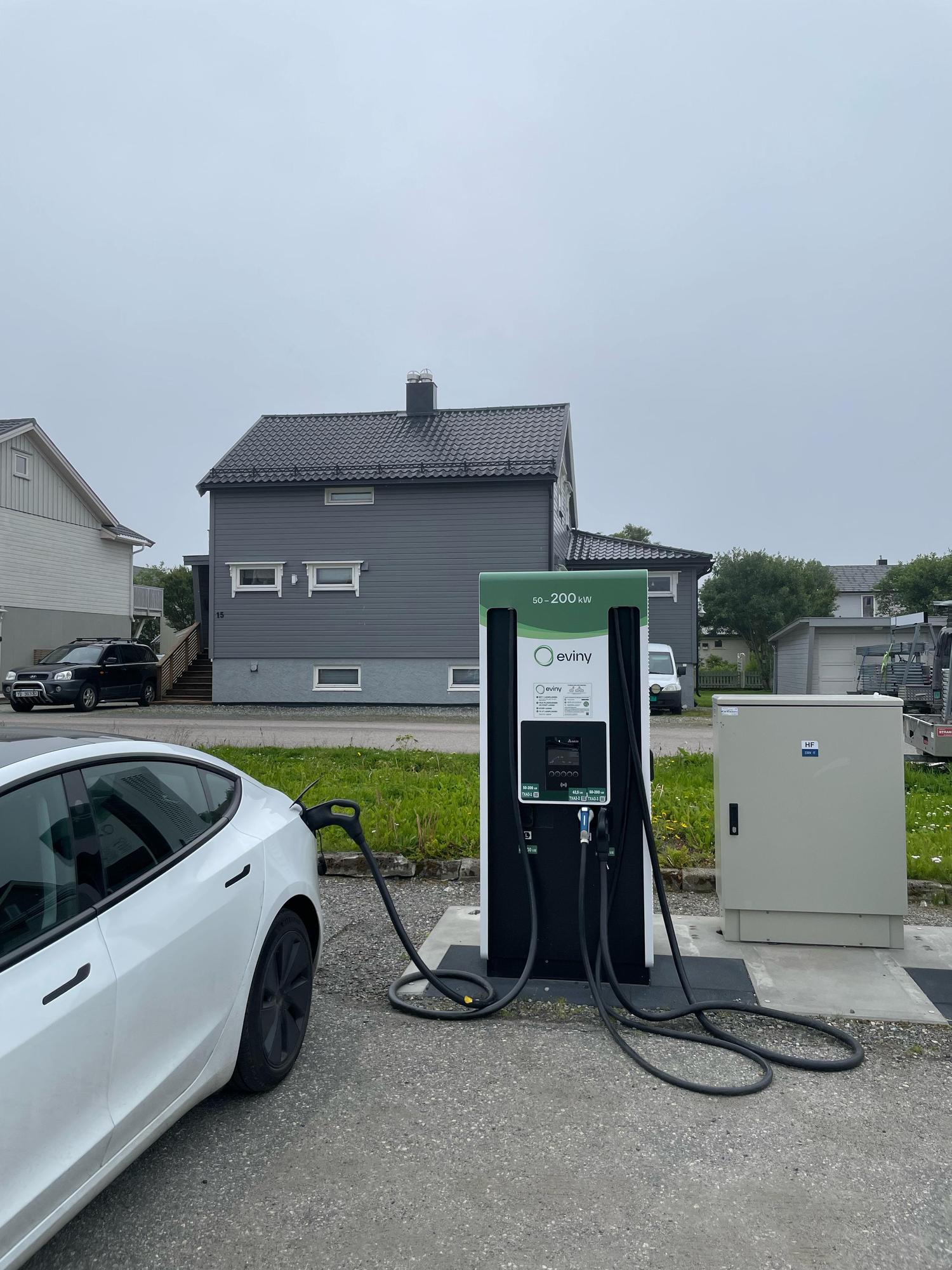 Andøy Taxi EVINY | Falcksgate 9, 8480 Andenes, Norway | EV Station