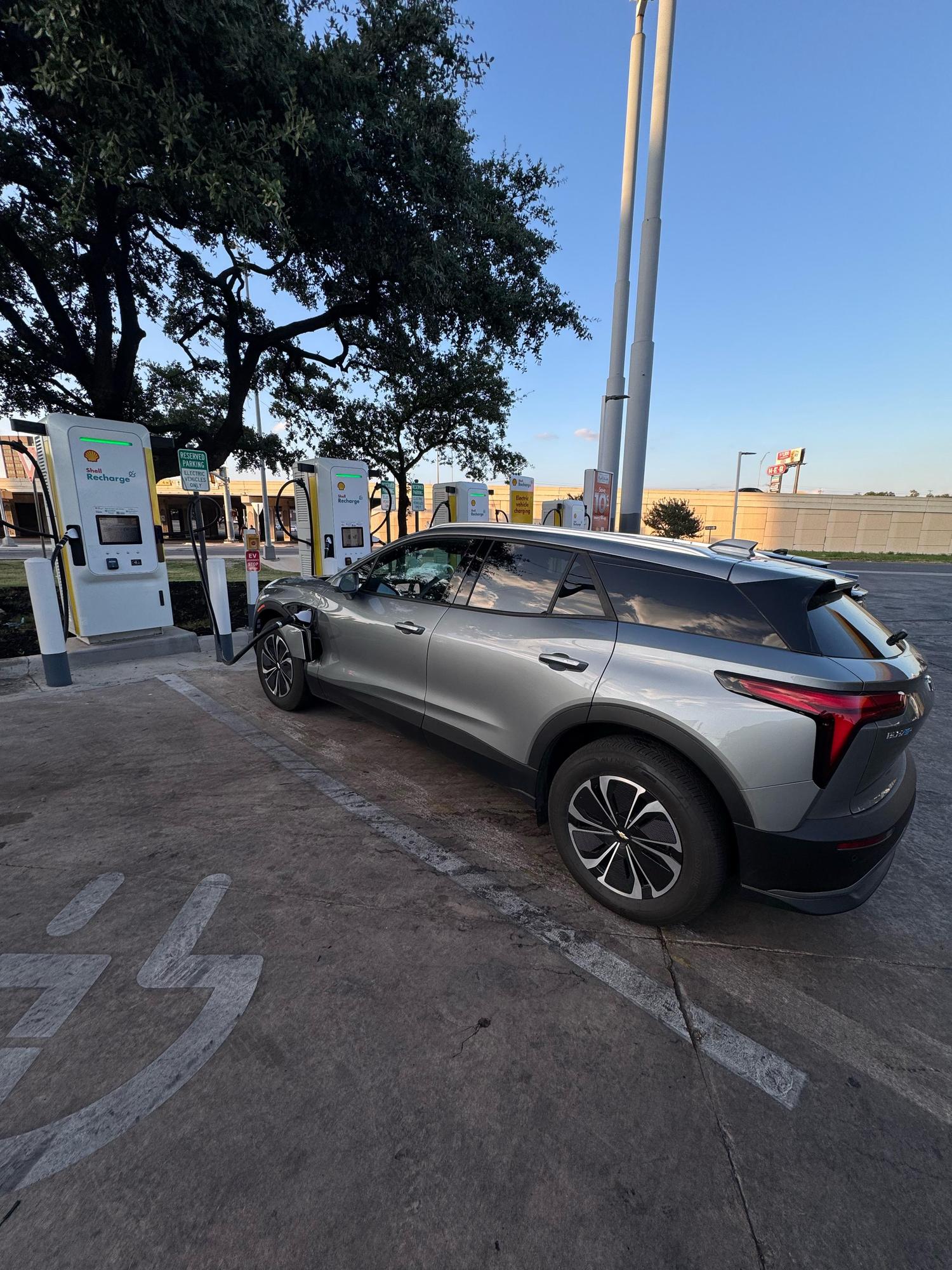 Shell San Antonio | San Antonio, TX | EV Station