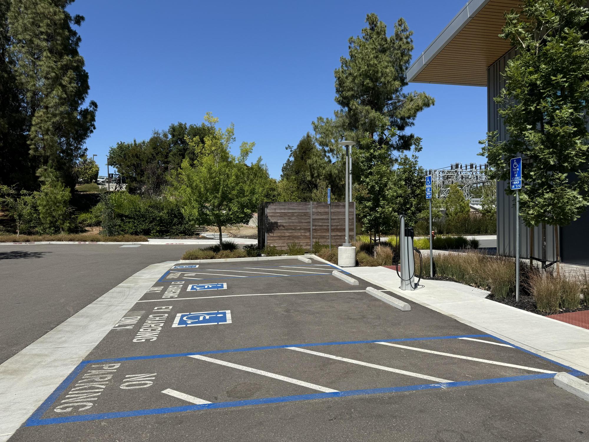 Coupa Cafe Stanford Research Park Palo Alto CA EV Station coupa-cafe-stanford-research-park-palo-alto-ca-ev-station