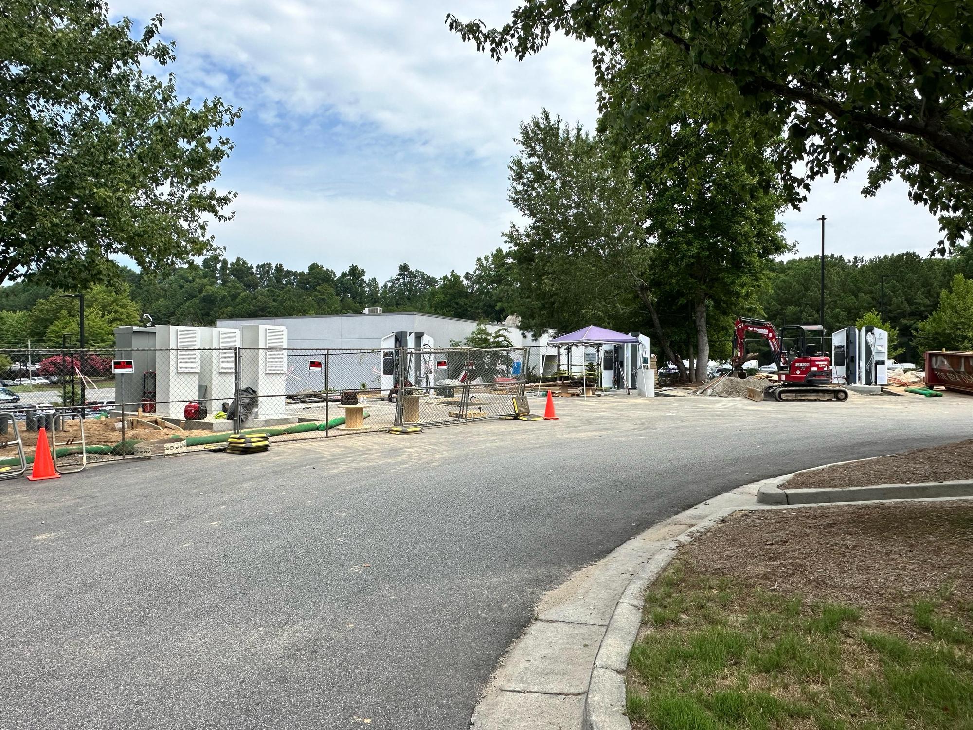 Publix / Trowbridge Crossing | Atlanta, GA | EV Station