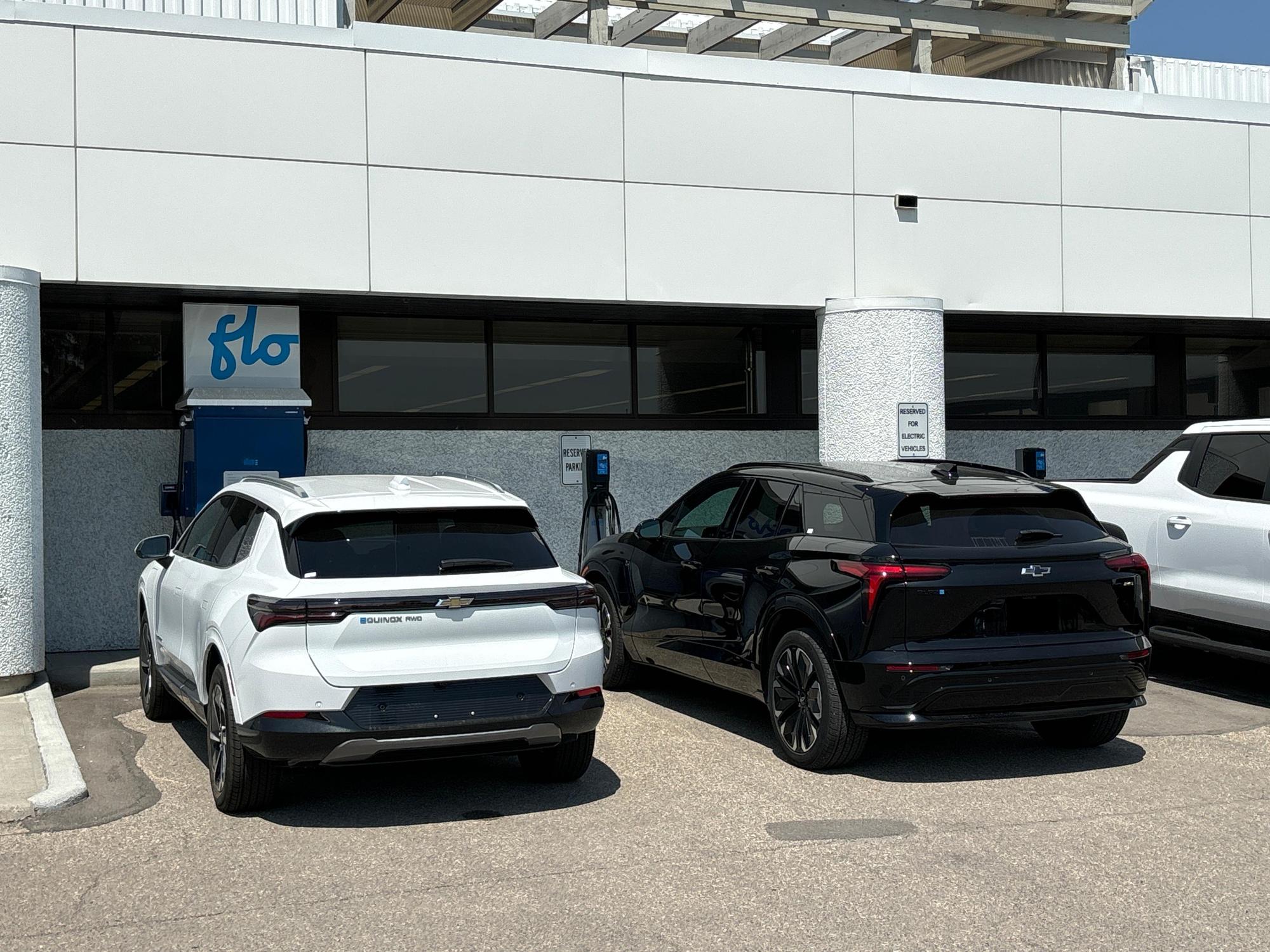 Shaganappi GM | Calgary, AB | EV Station