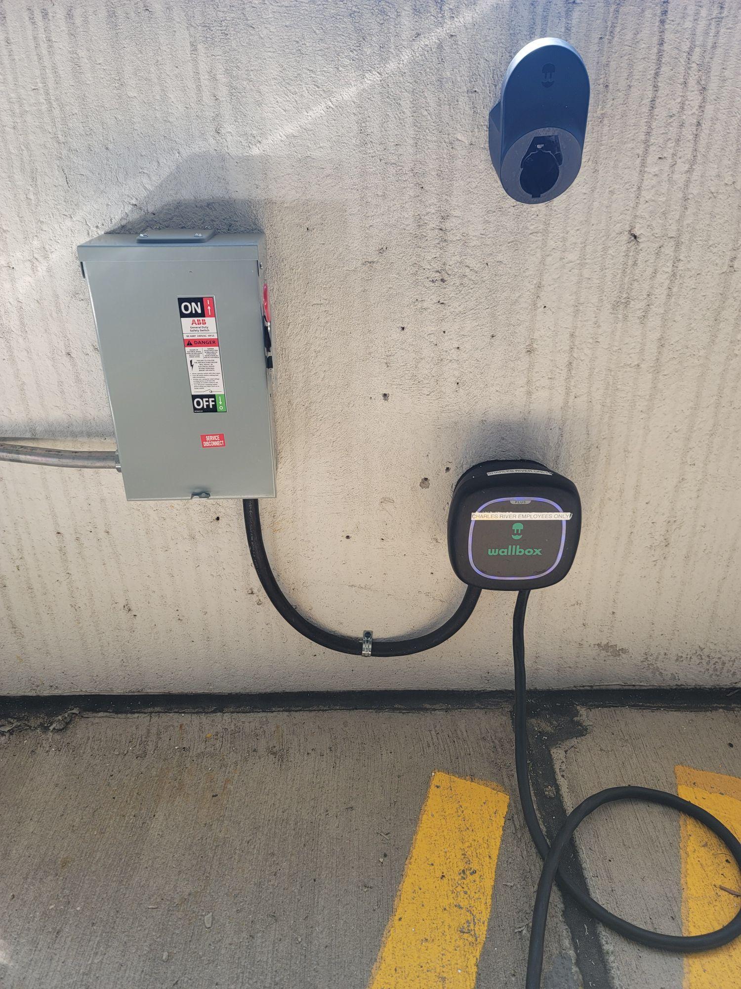 Illinois Science + Technology Park | Skokie, IL | EV Station