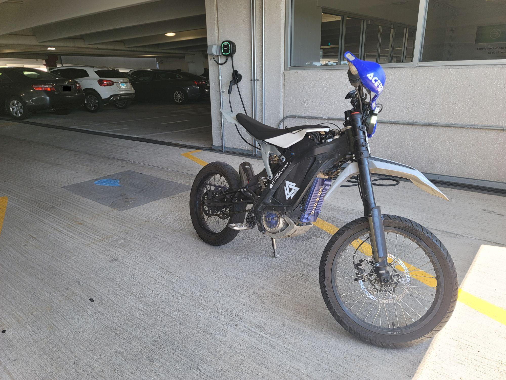 Illinois Science + Technology Park | Skokie, IL | EV Station