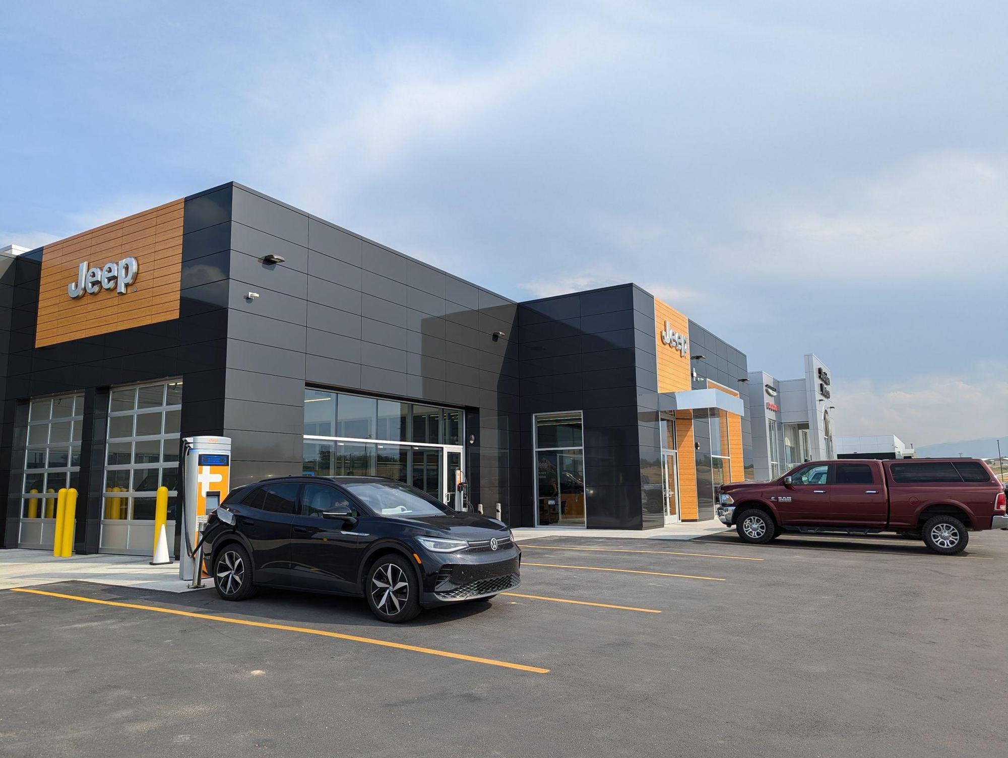 Sheridan Motor Jeep | Sheridan, WY | EV Station