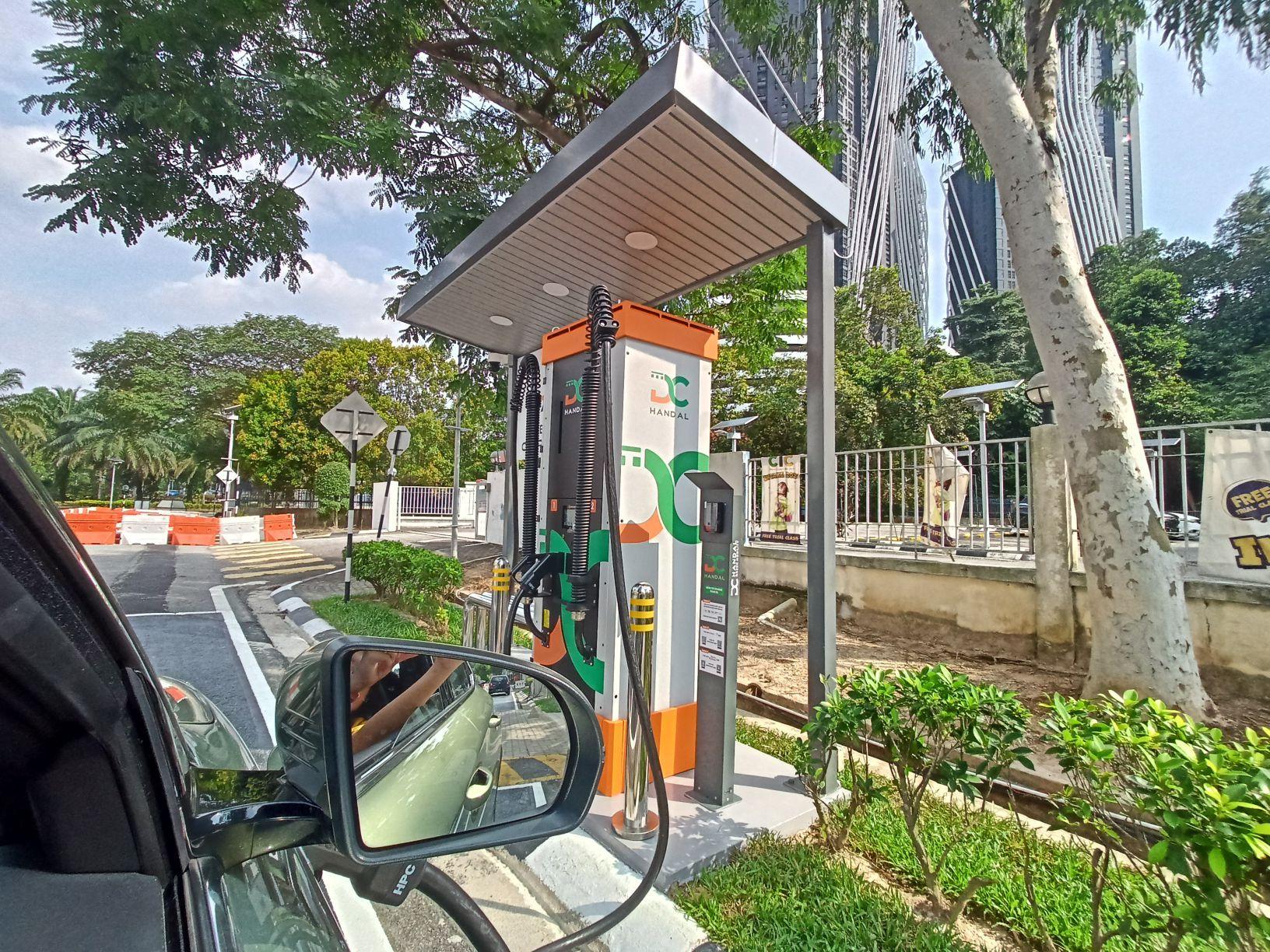 Menara MATRADE West Wing by DC Handal [2 x 200 kW | 4 DCs] | Kuala ...