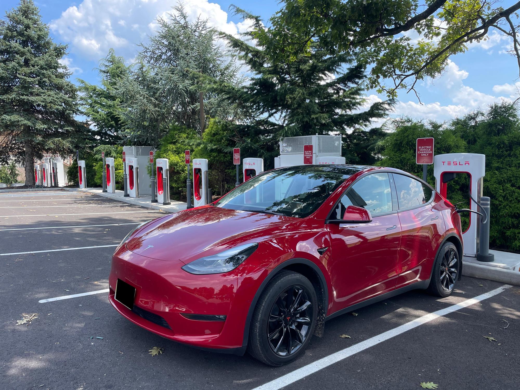 Clinton Station Diner | Clinton, NJ | EV Station