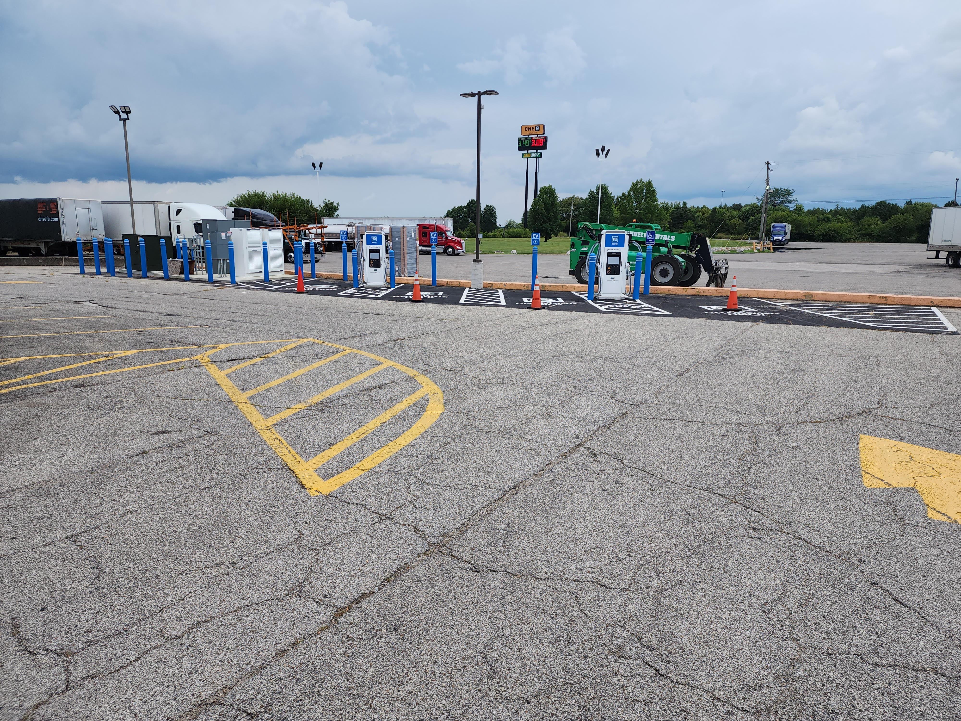 ONE9 Travel Center | Sonora, KY | EV Station