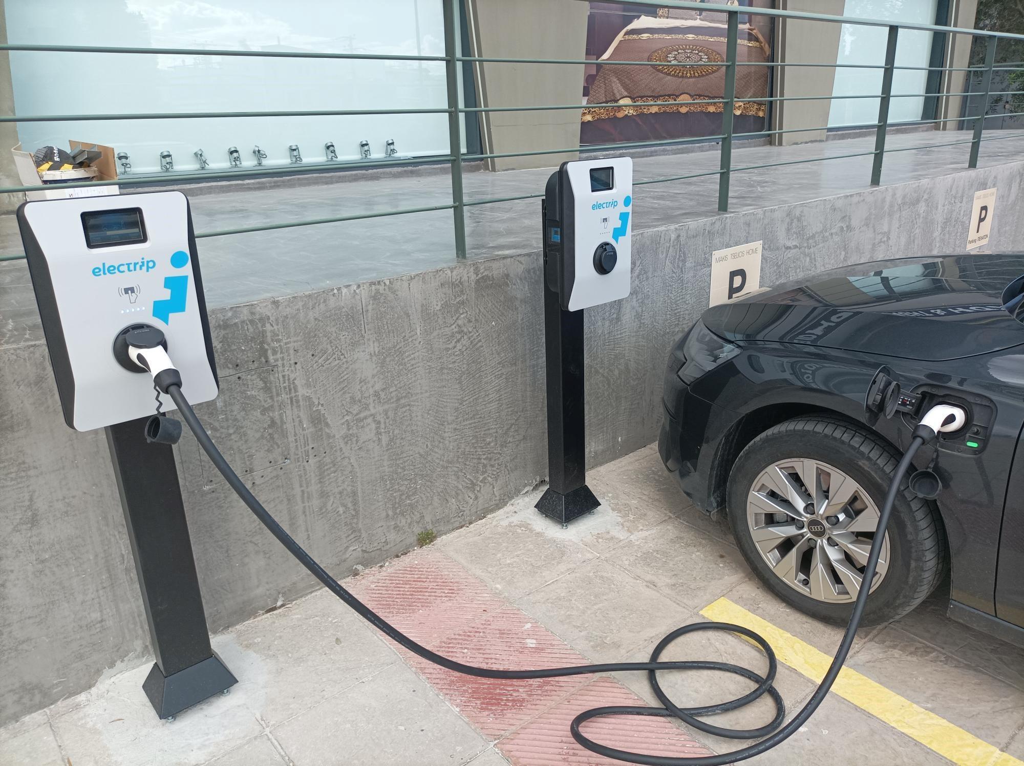 Electrip - Makis Tselios Home | Πάροδος Λεωφ. Βουλιαγμένης 21 και, Παλμύρας, Γλυφάδα 166 75 | EV ...