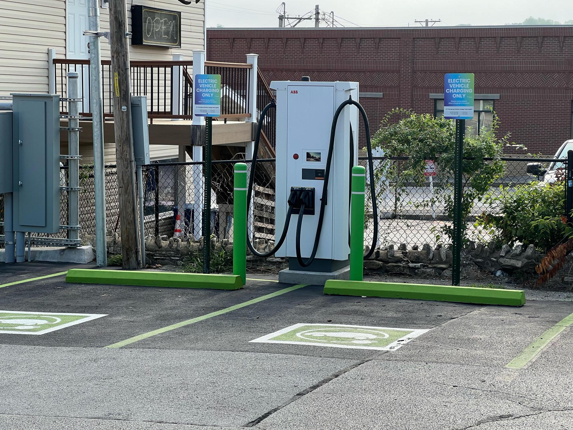 Liberty Utilities | Branson, MO | EV Station