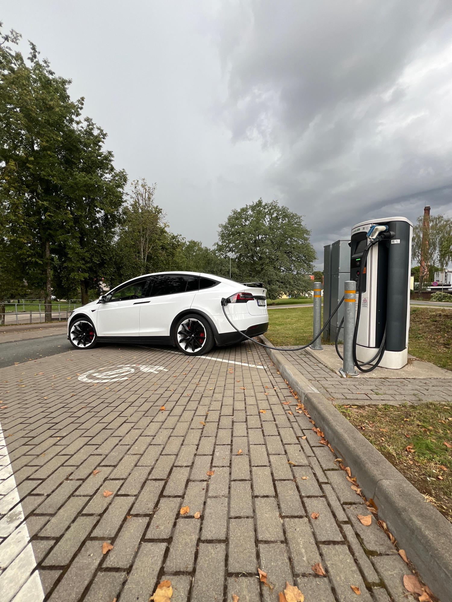 Smiltene | e-mobi | Smiltene, Smiltenes novads | EV Station