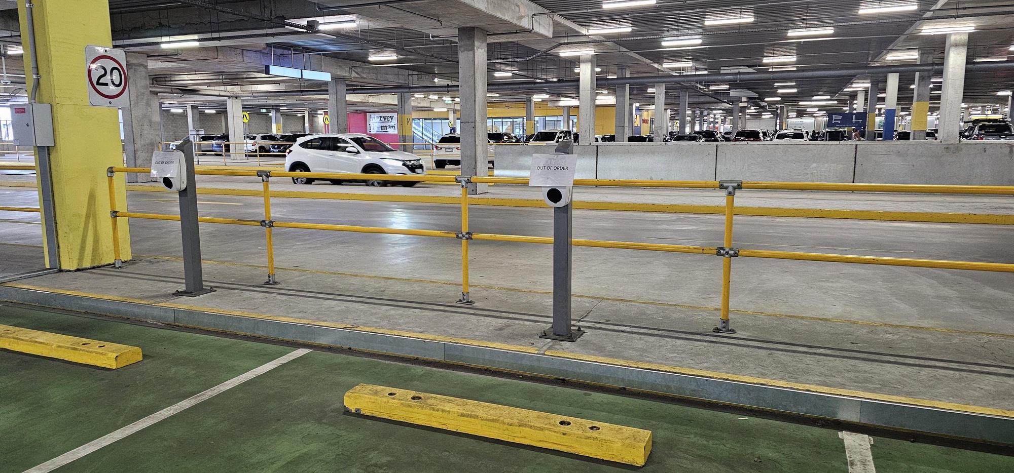 Springvale Homemaker Centre - Car Wash | Springvale, VIC | EV Station