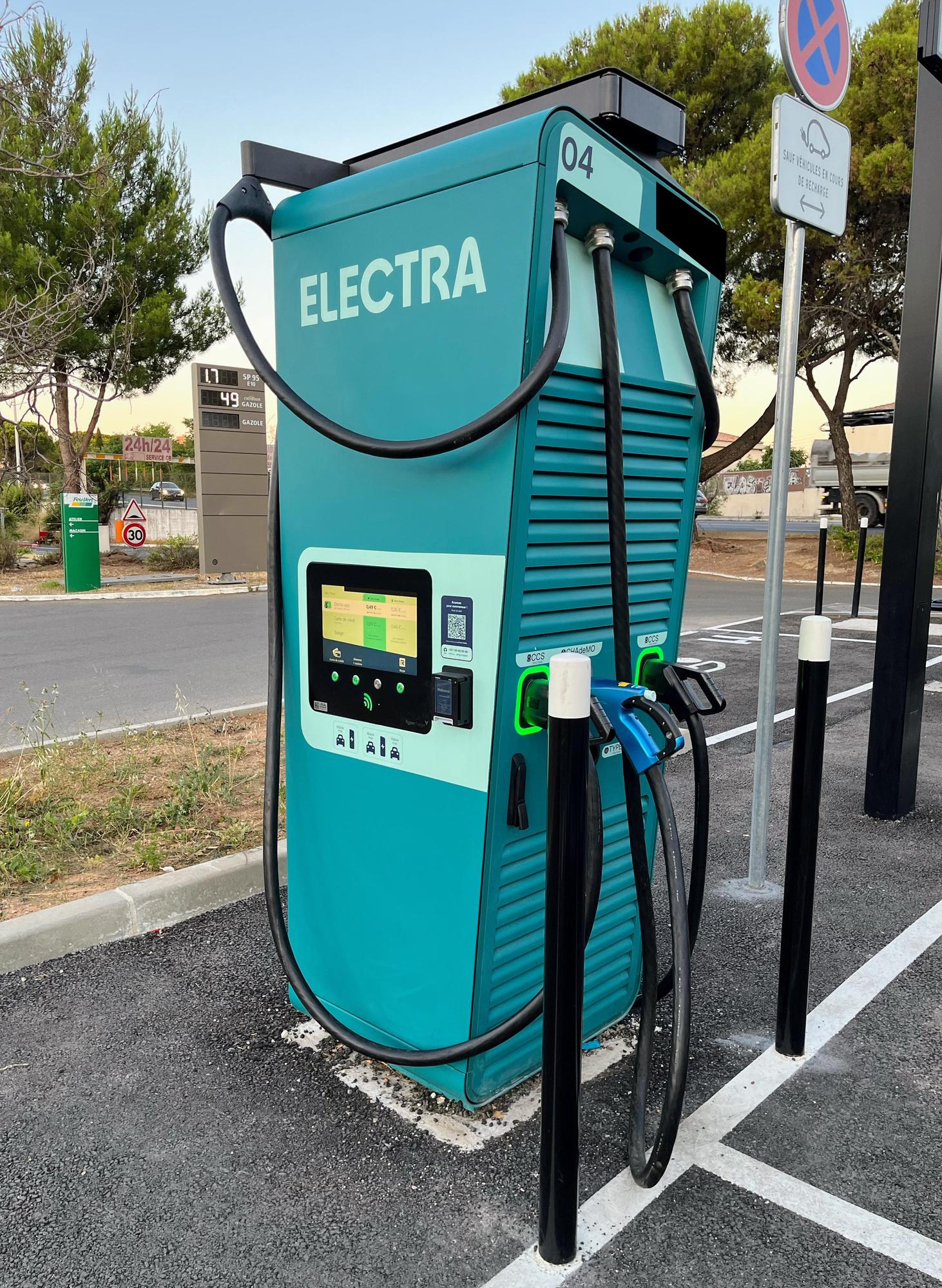 Centre Commercial Celleneuve | Montpellier, Occitanie | EV Station