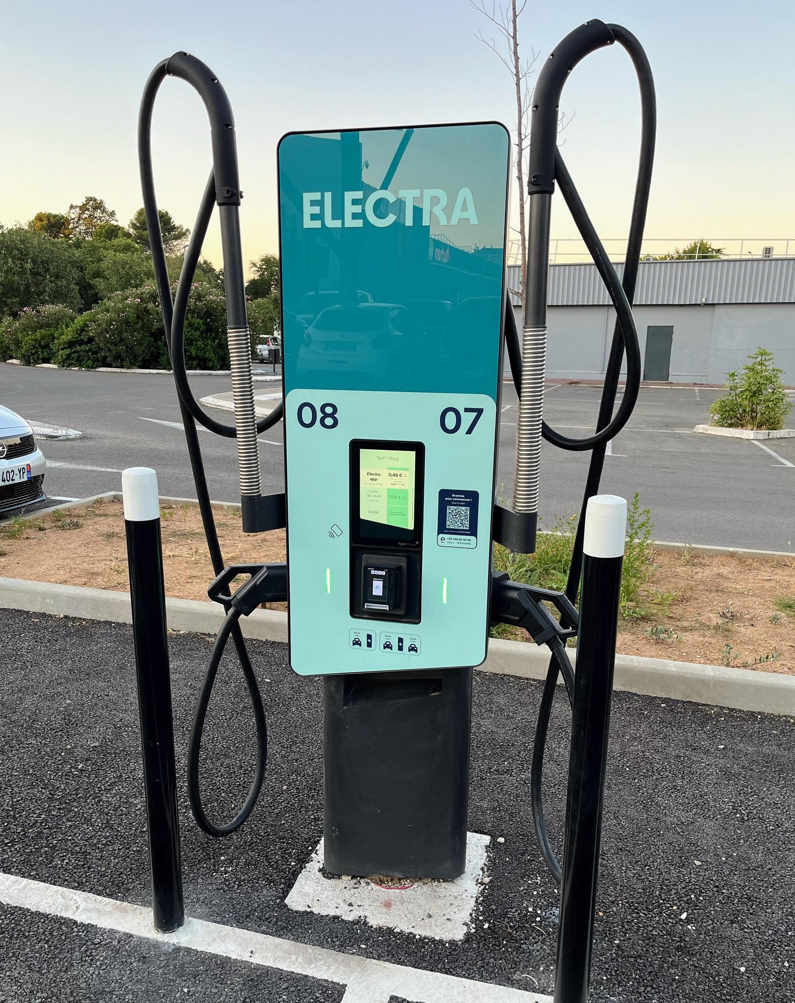 Centre Commercial Celleneuve | Montpellier, Occitanie | EV Station